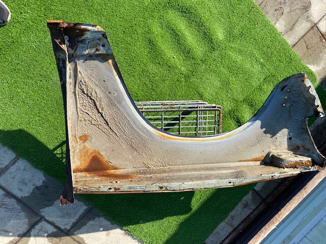 Free RF fender with a bit of rust |﻿ Body and Interior