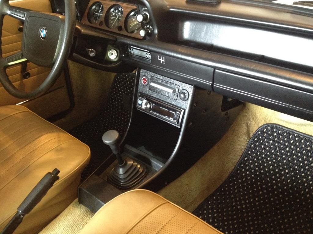 center console |﻿ BMW 2002 and other '02