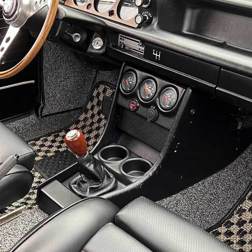 center console |﻿ BMW 2002 and other '02