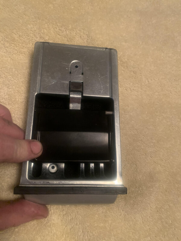 Restored ashtray - Body and Interior - 2002FAQ
