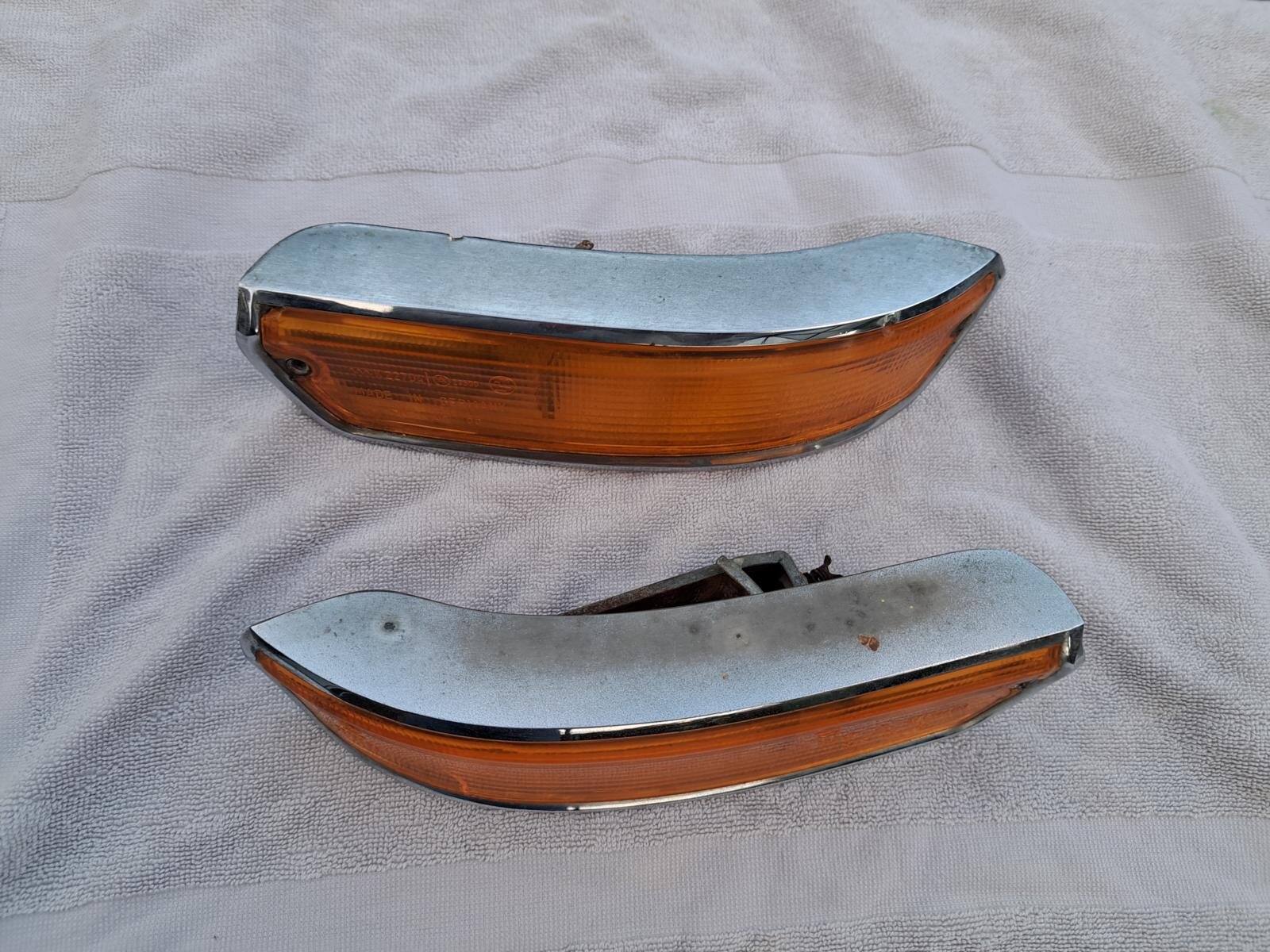 12 original euro turn signals made in Germany, 40$ each - Body and ...