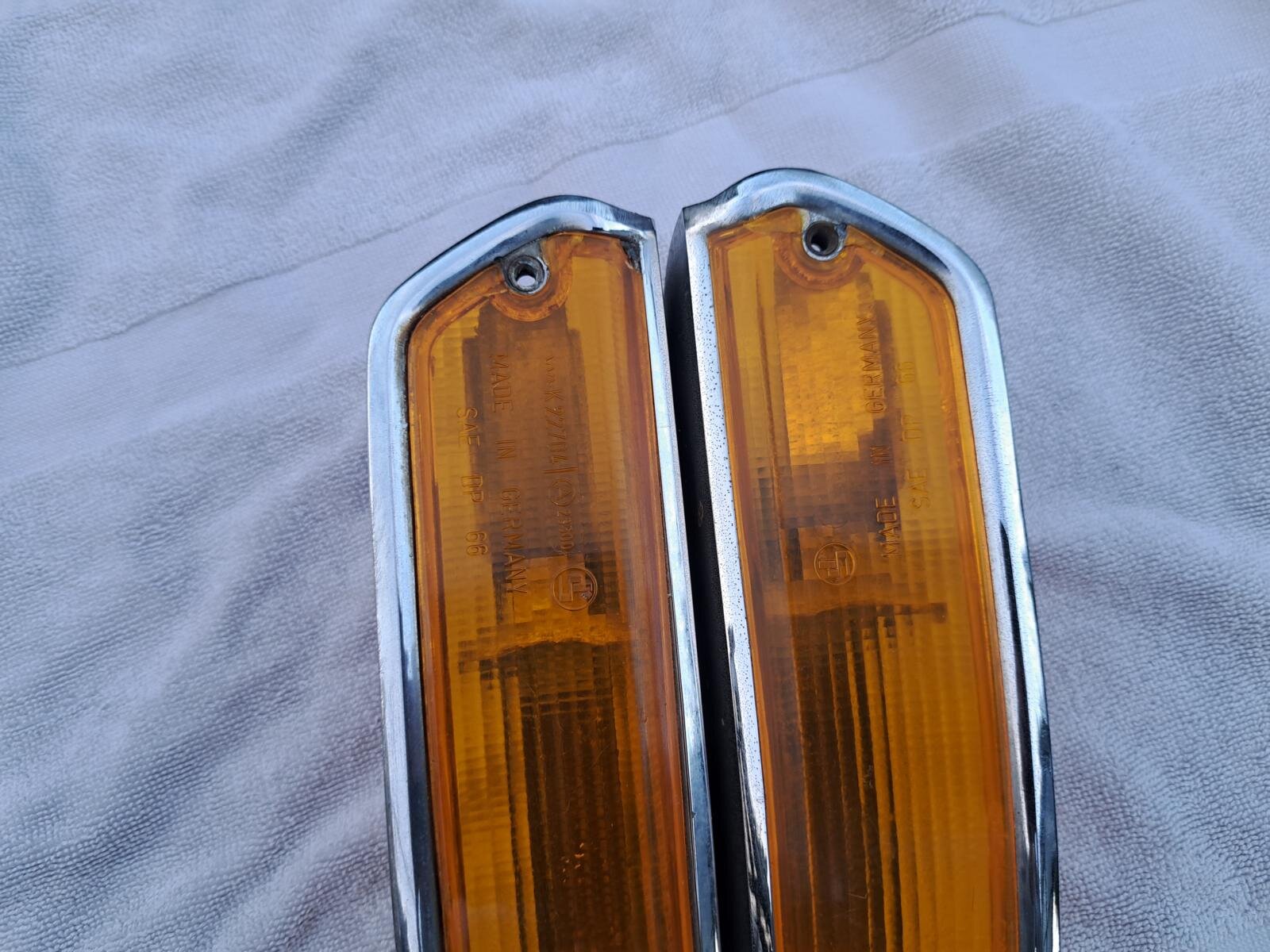 12 original euro turn signals made in Germany, 40$ each - Body and ...