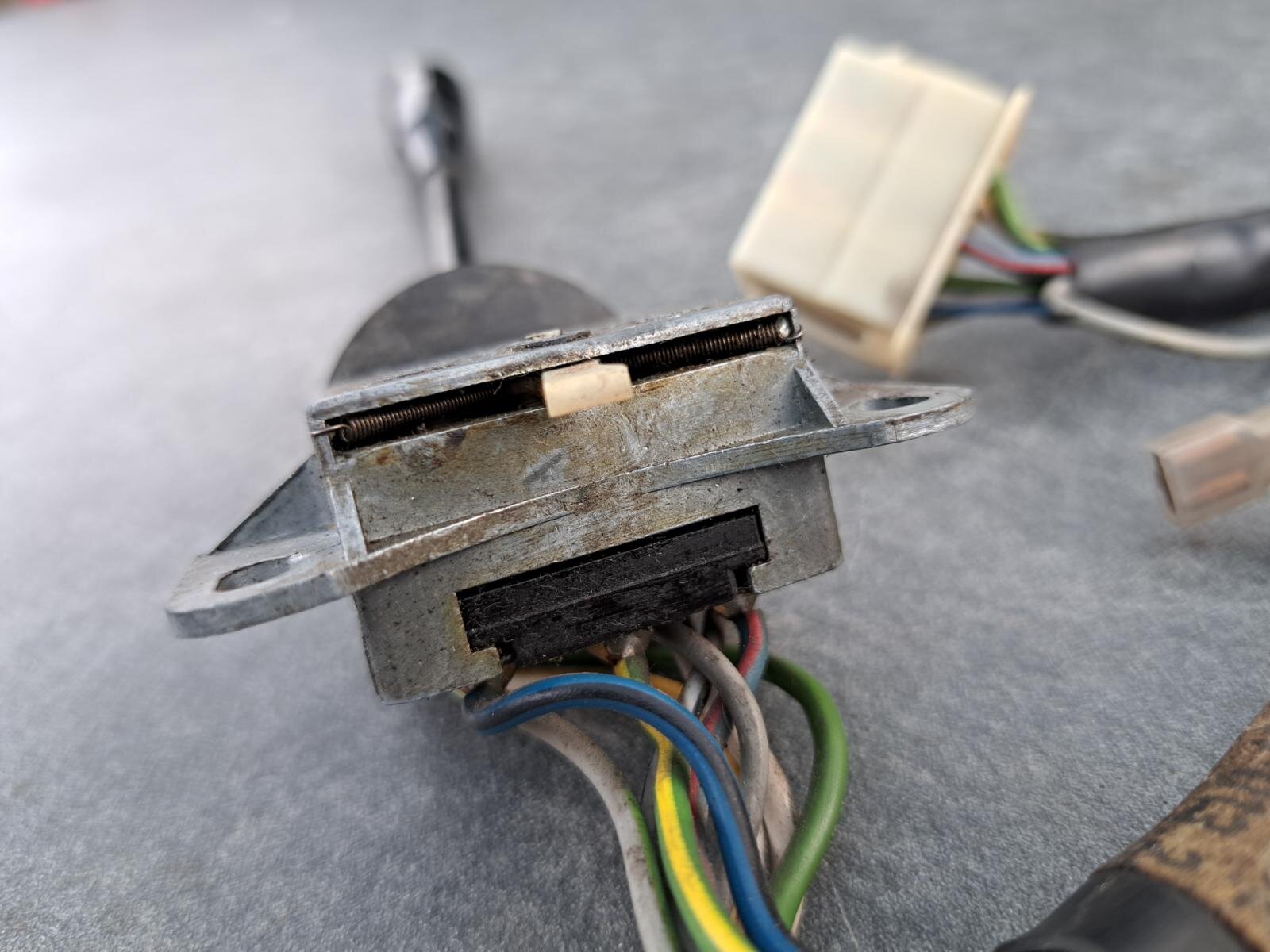Late turn signal switches |﻿ Electrical and Ignition