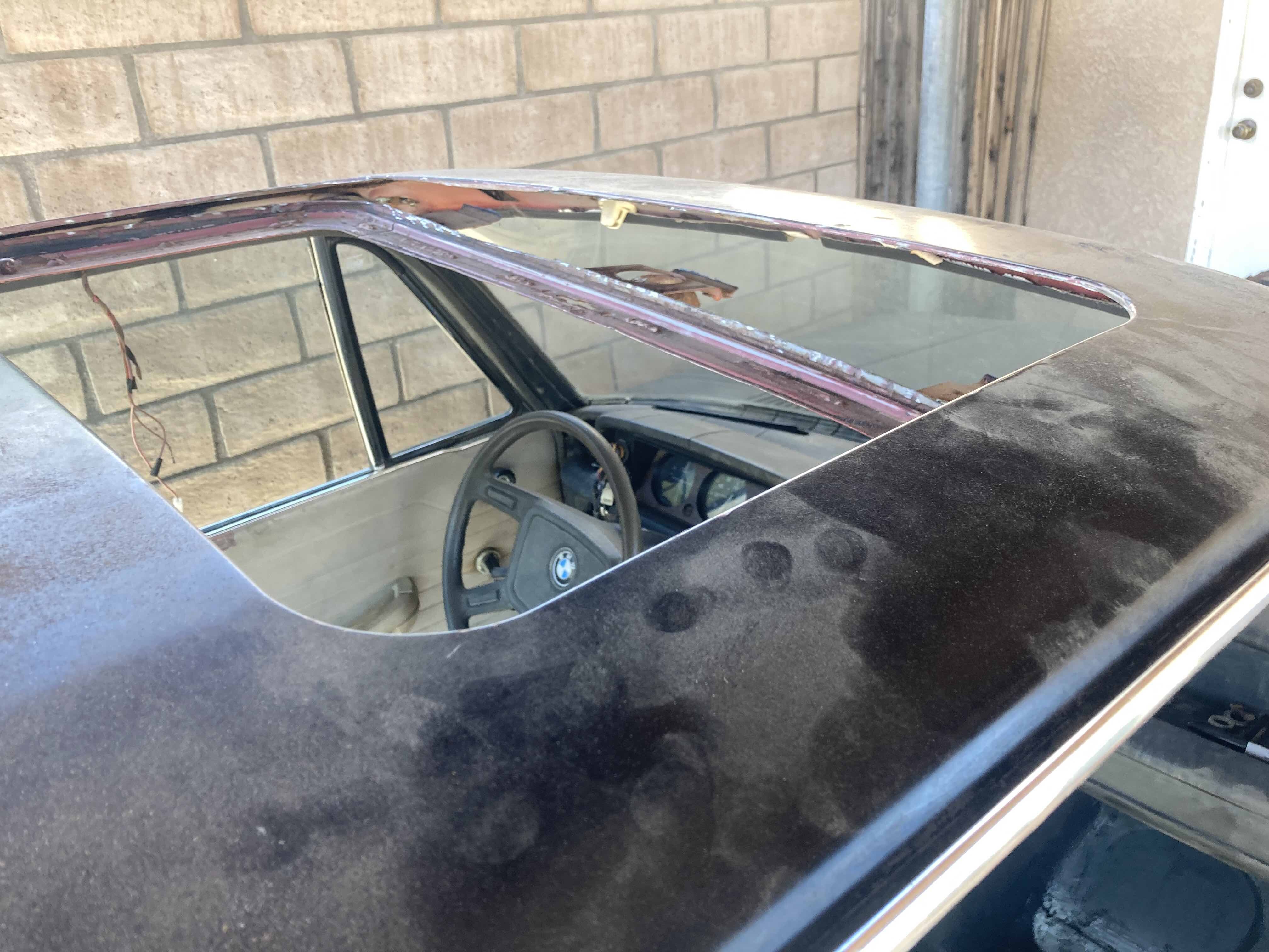 Sunroof Delete using sunroof lid as the patch |﻿ BMW 2002 and other '02