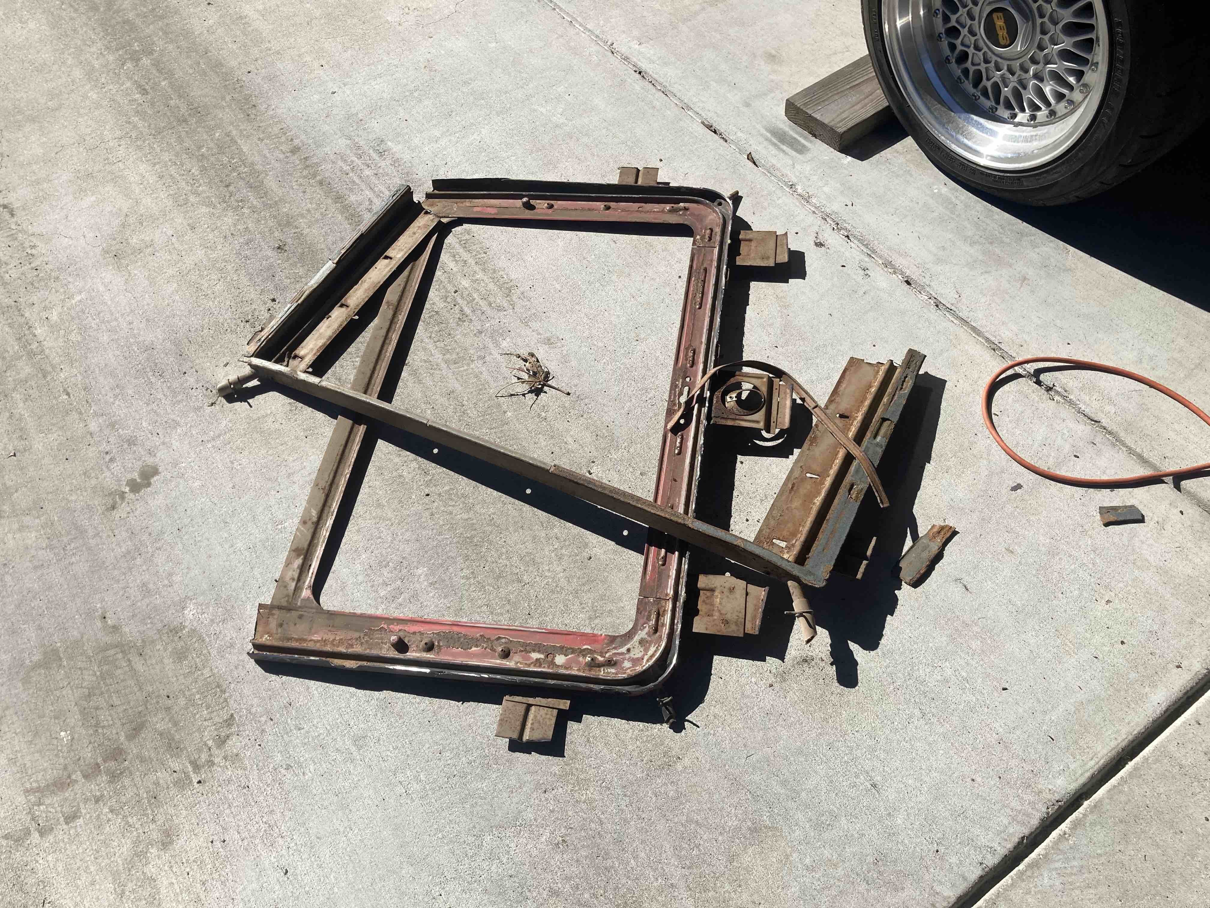 Sunroof Delete using sunroof lid as the patch - BMW 2002 and other '02 ...