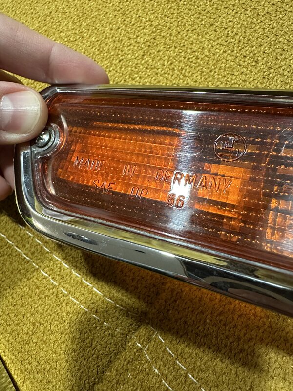 NOS OEM Italian Turn Signals |﻿ Body and Interior