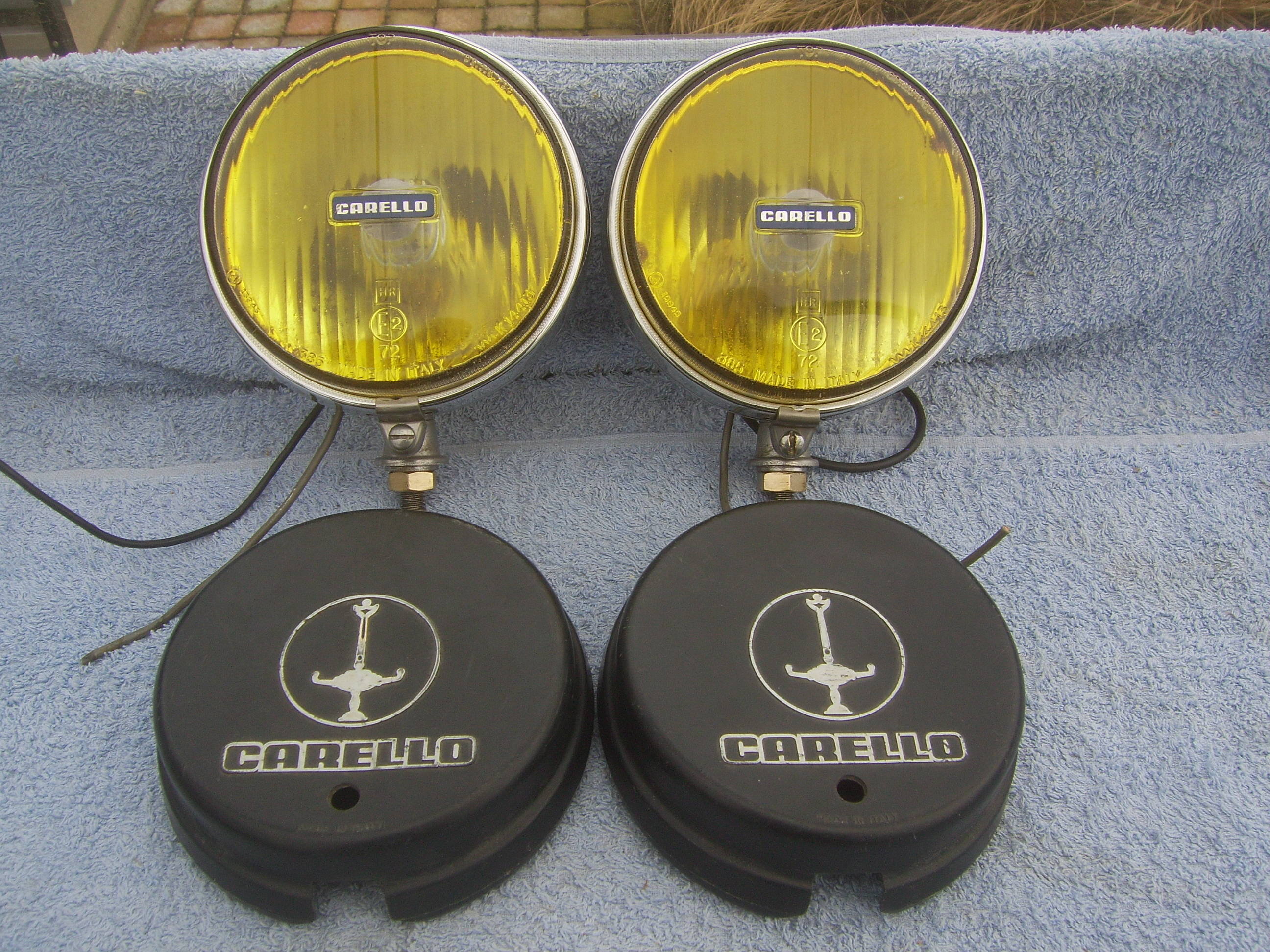 FS: Carello Yellow Driving Lights + Covers |﻿ Miscellaneous