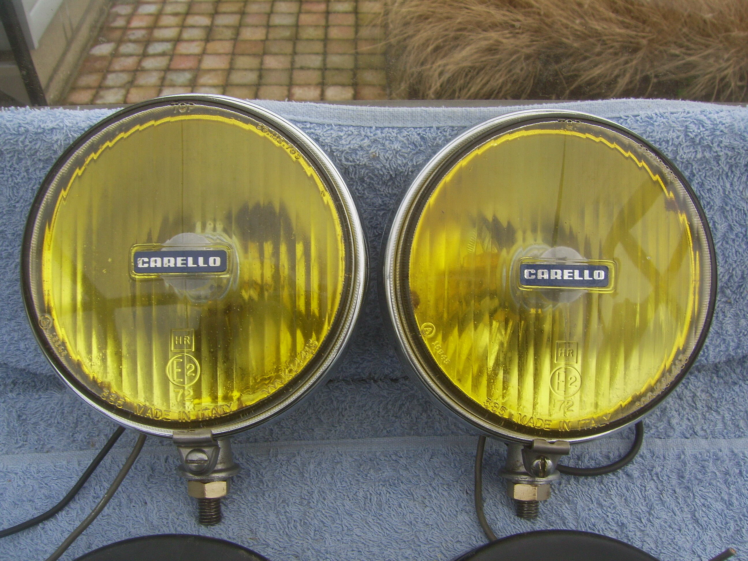 FS: Carello Yellow Driving Lights + Covers |﻿ Miscellaneous