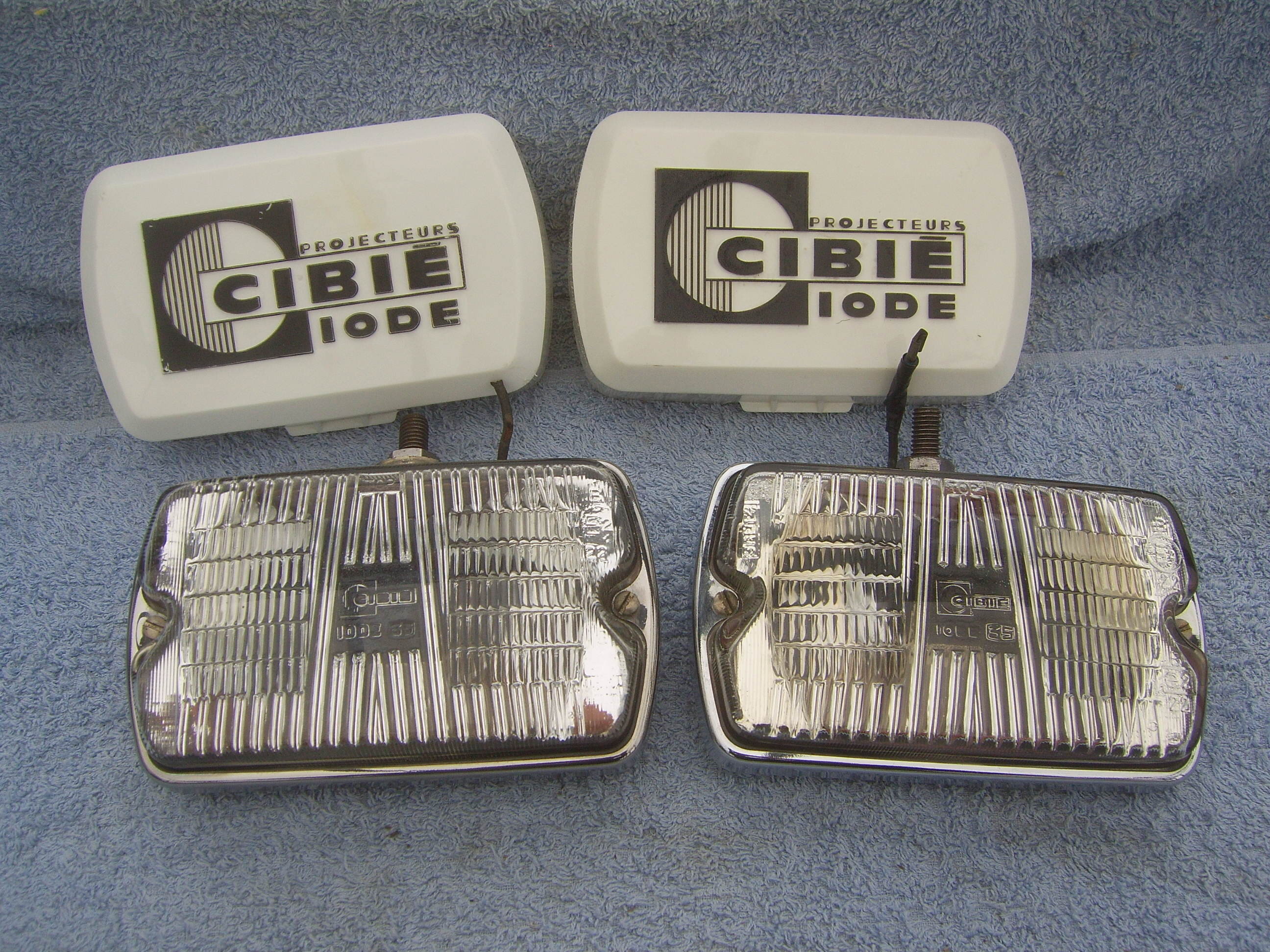 Set Cibie 35 Clear Fog Lights + NOS Covers |﻿ Miscellaneous