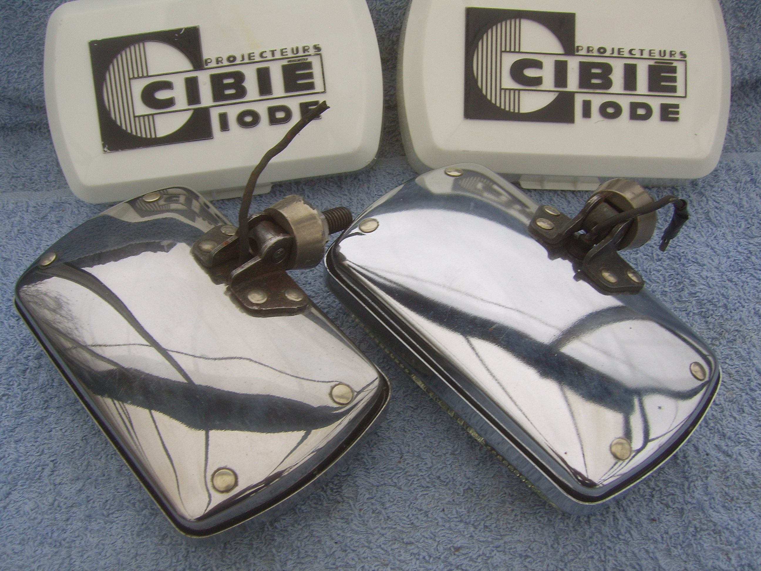 Set Cibie 35 Clear Fog Lights + NOS Covers |﻿ Miscellaneous