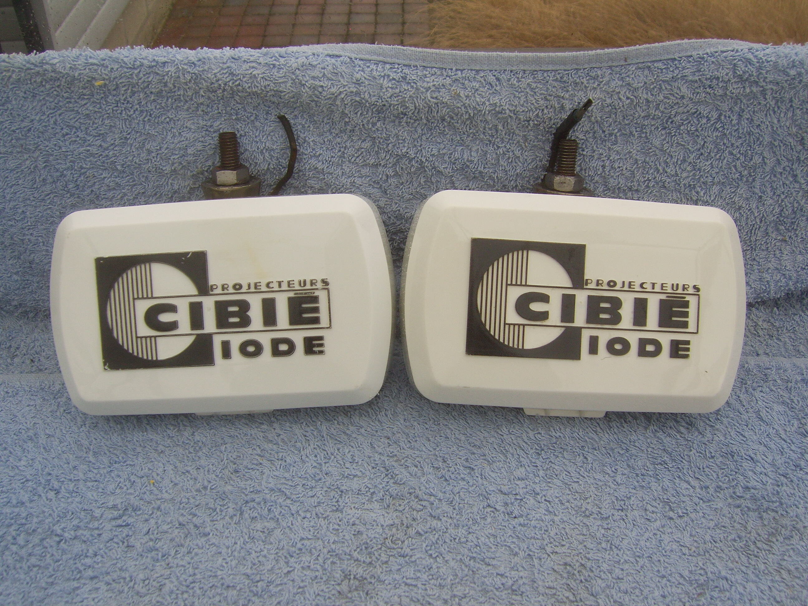 Set Cibie 35 Clear Fog Lights + NOS Covers |﻿ Miscellaneous