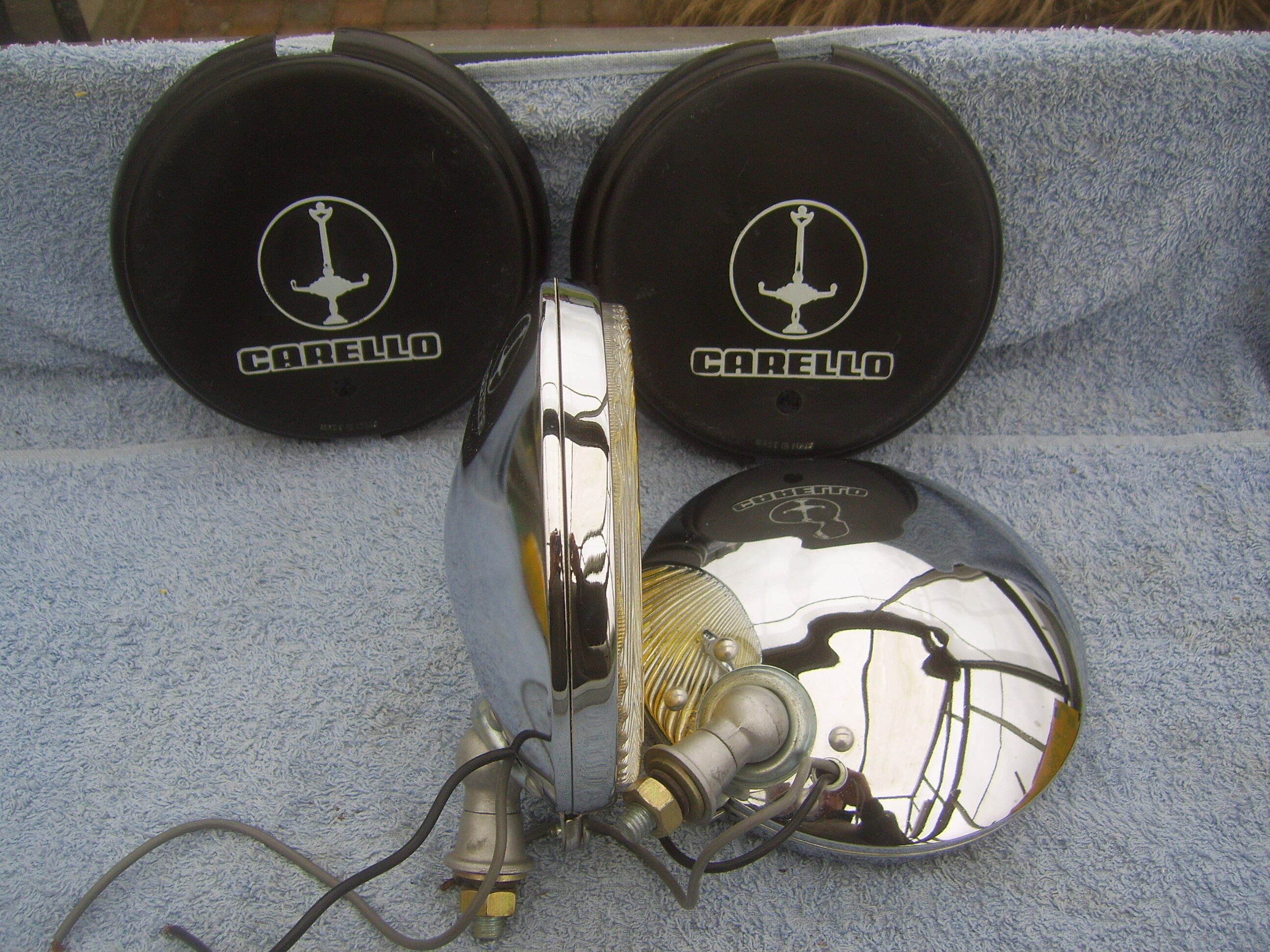 FS: NOS Carello Yellow Fog Lights + Covers |﻿ Miscellaneous