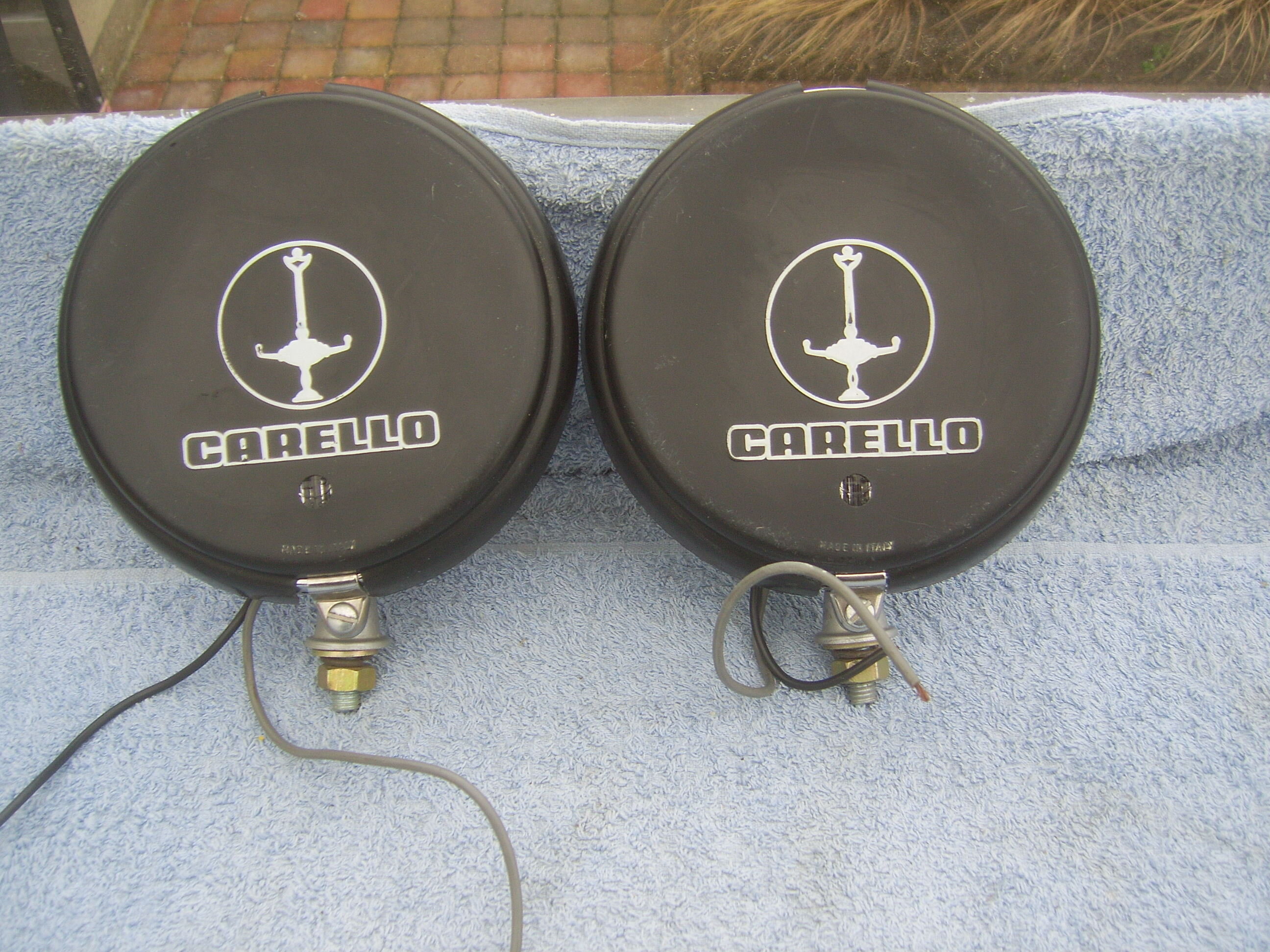 FS: NOS Carello Yellow Fog Lights + Covers |﻿ Miscellaneous