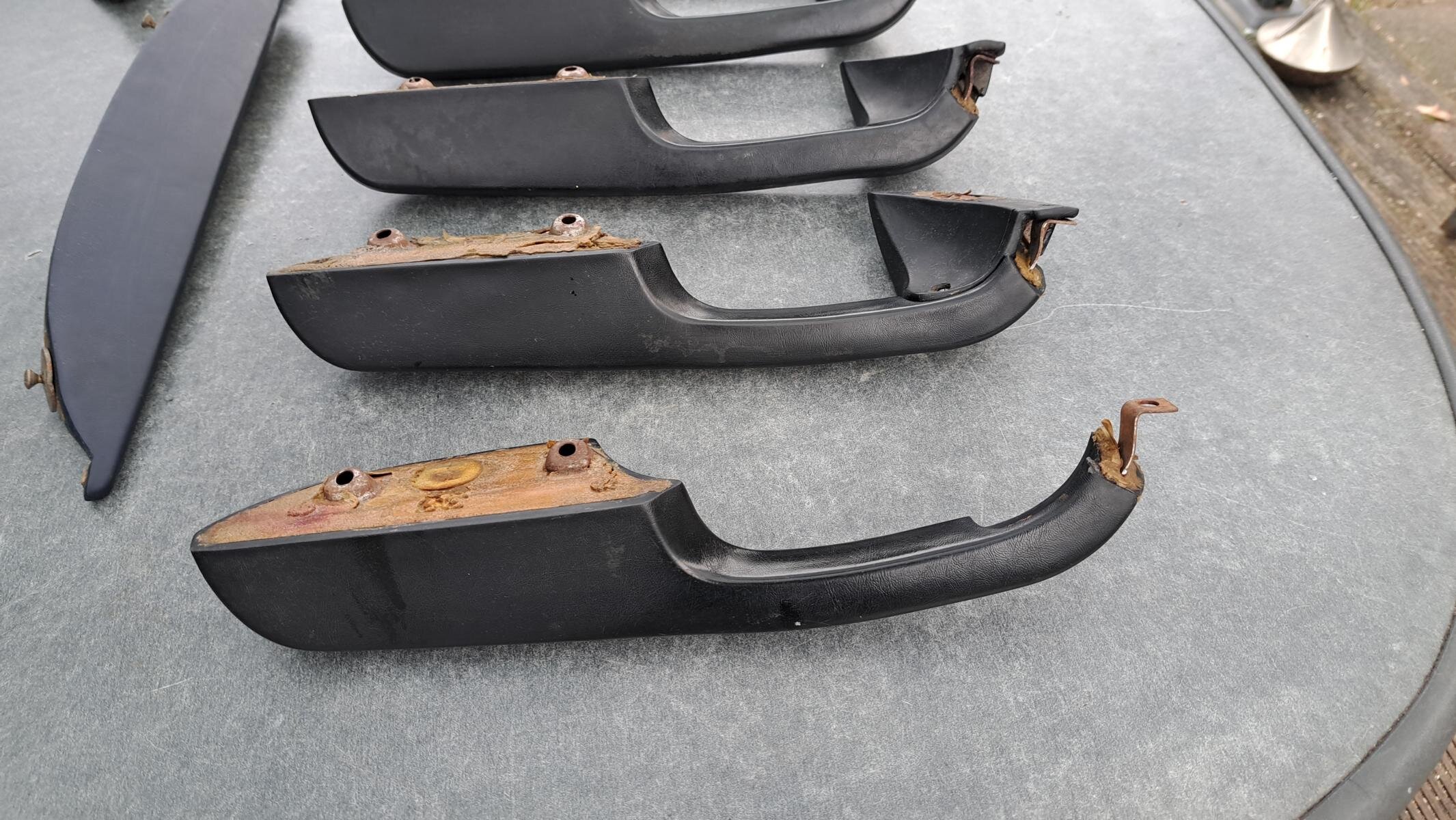 Arm rests, black blue gray - Body and Interior - 2002FAQ