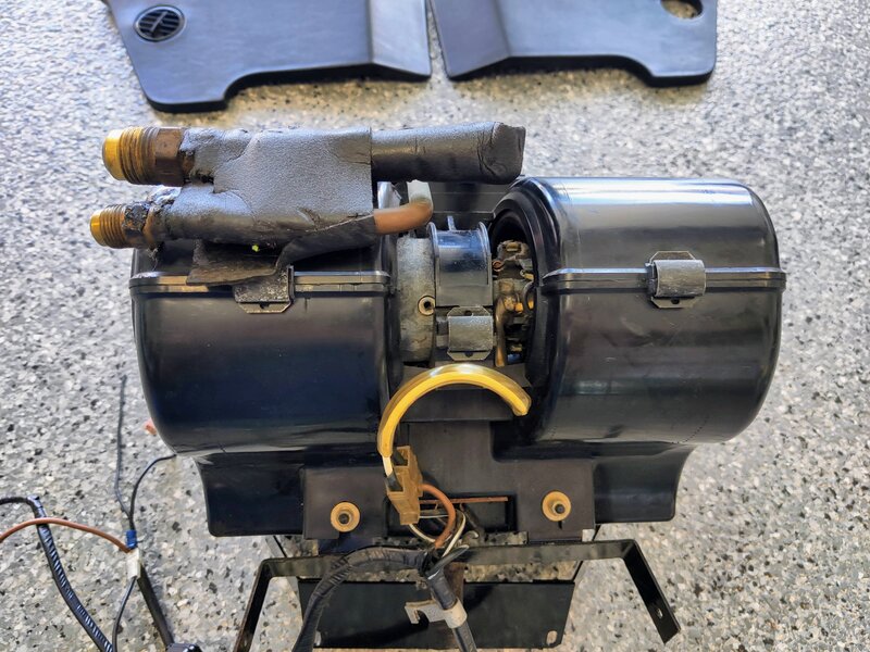 Behr A/C Evaporator, Blower, and Long Console |﻿ Body and Interior