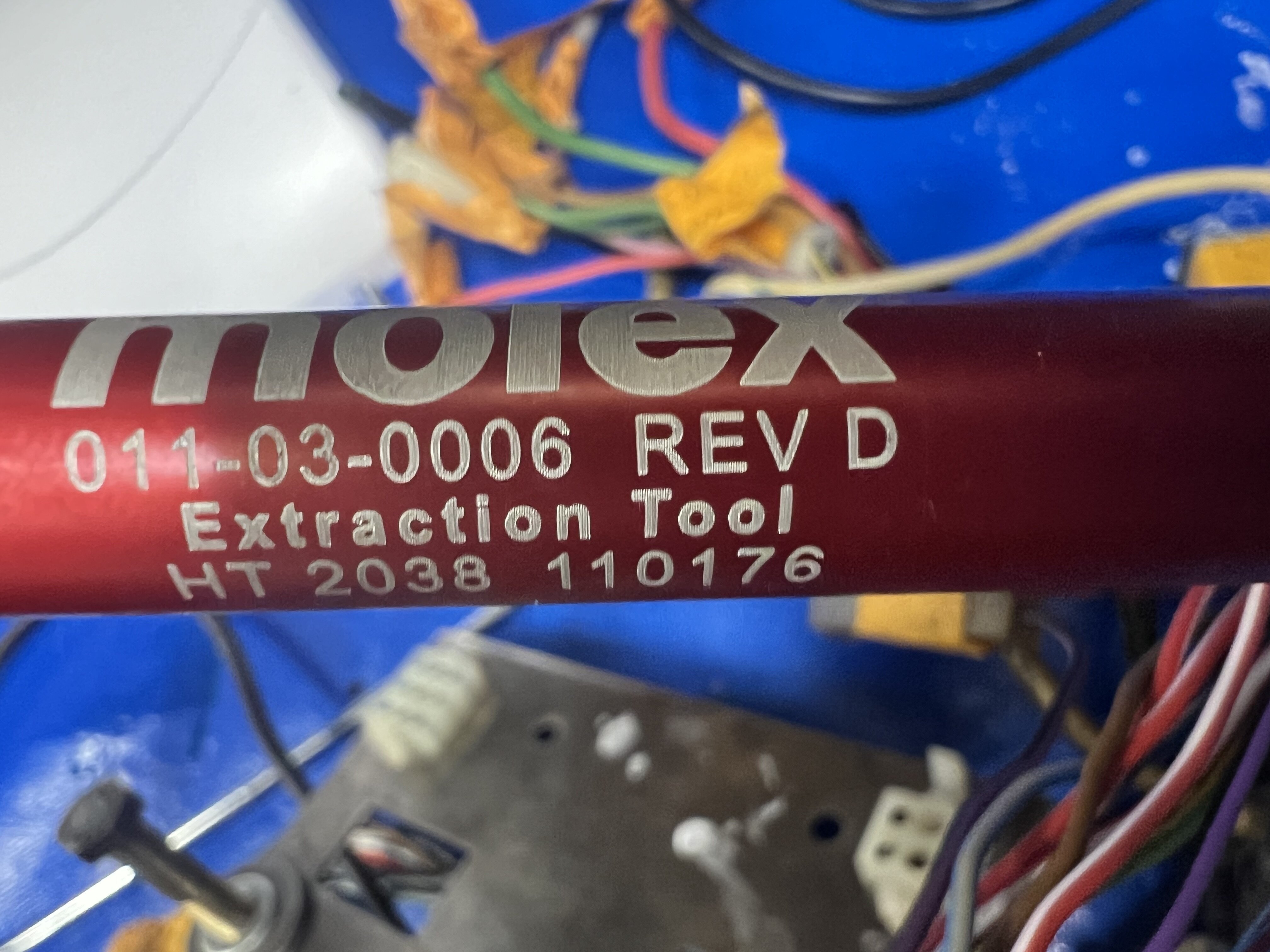 Cluster Connector Pin Removal - BMW 2002 and other '02 - 2002FAQ