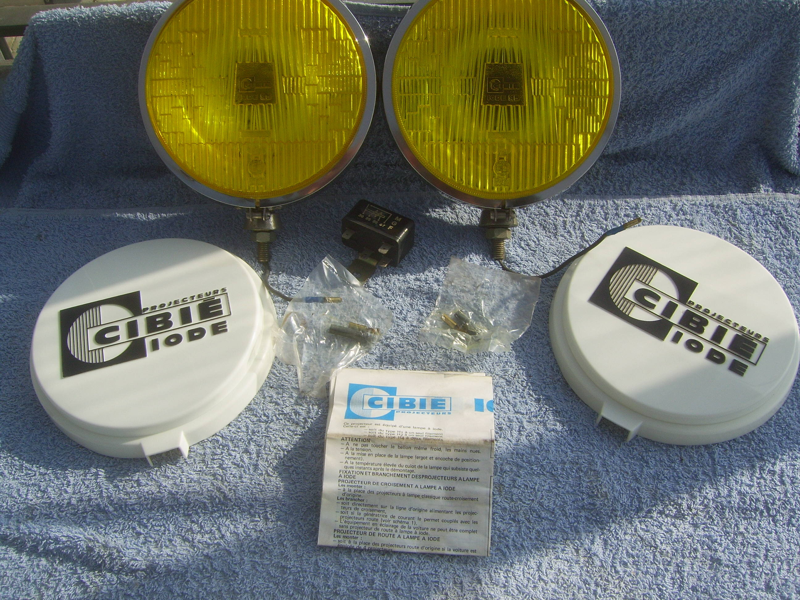 FS: NOS Cibie 45 Yellow Fog Lights + NOS Covers |﻿ Miscellaneous
