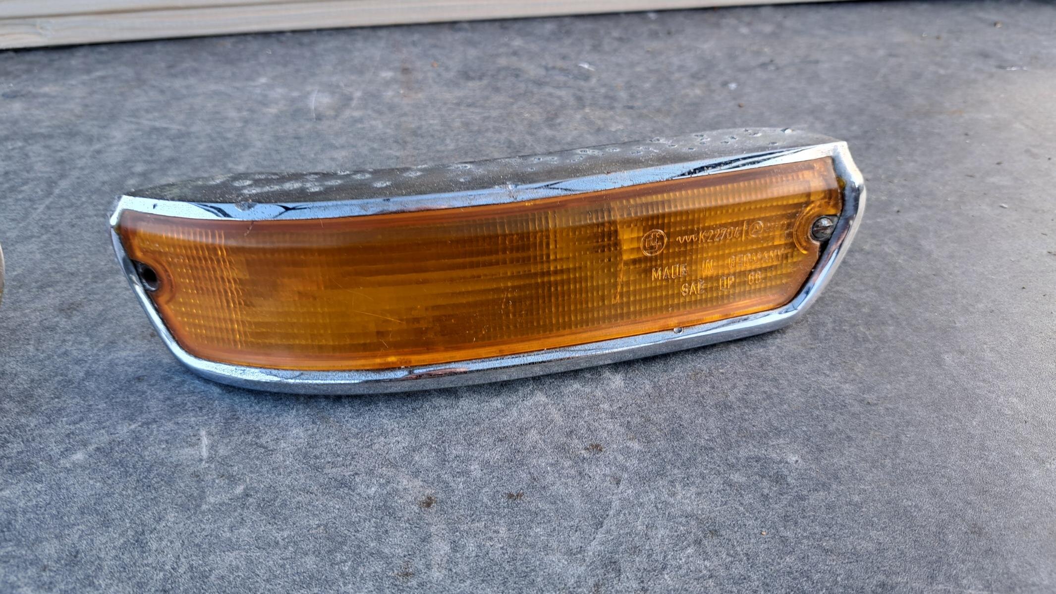 Euro turn signals, driver condition - Body and Interior - 2002FAQ
