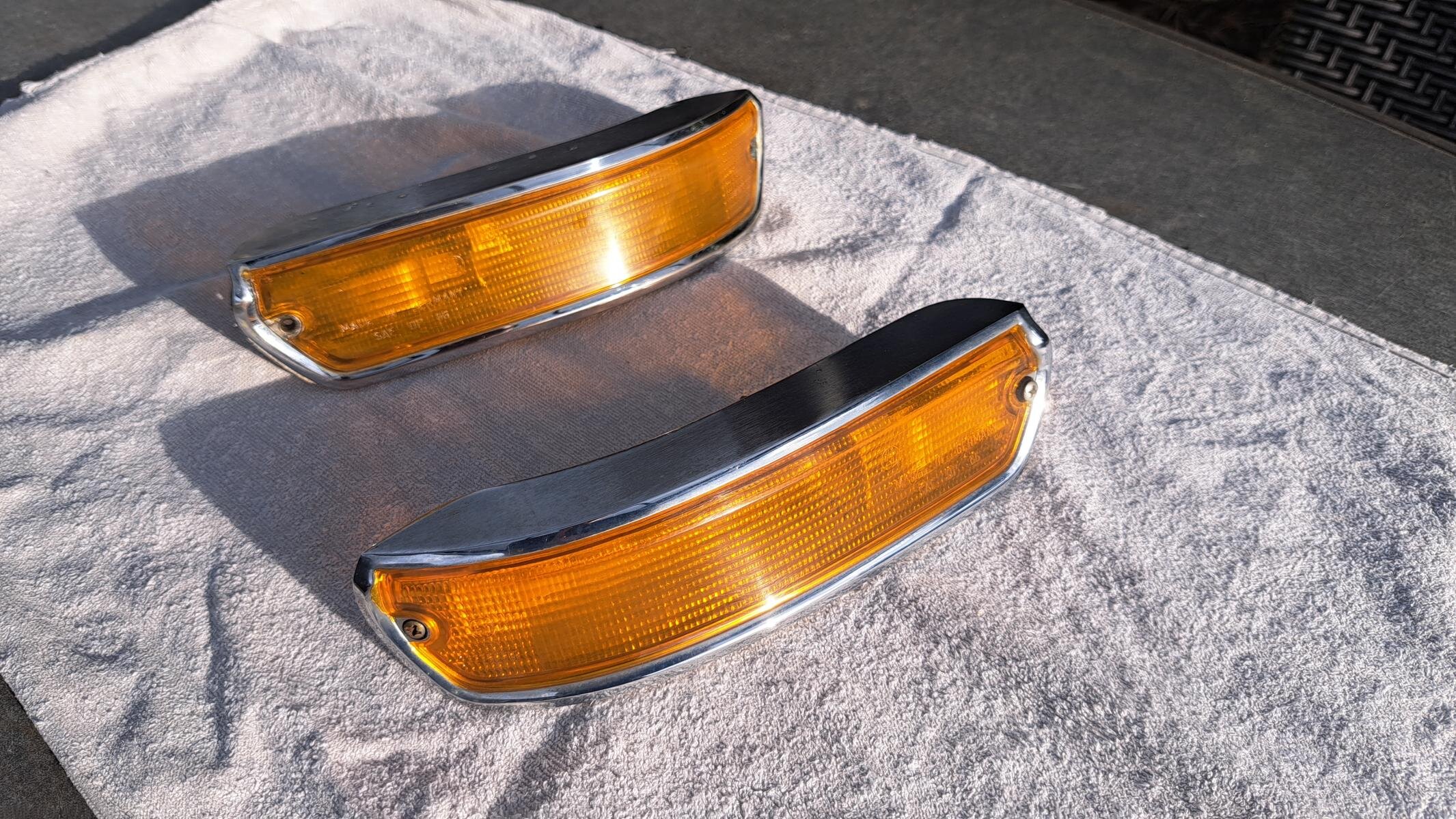 Euro turn signals - Body and Interior - 2002FAQ