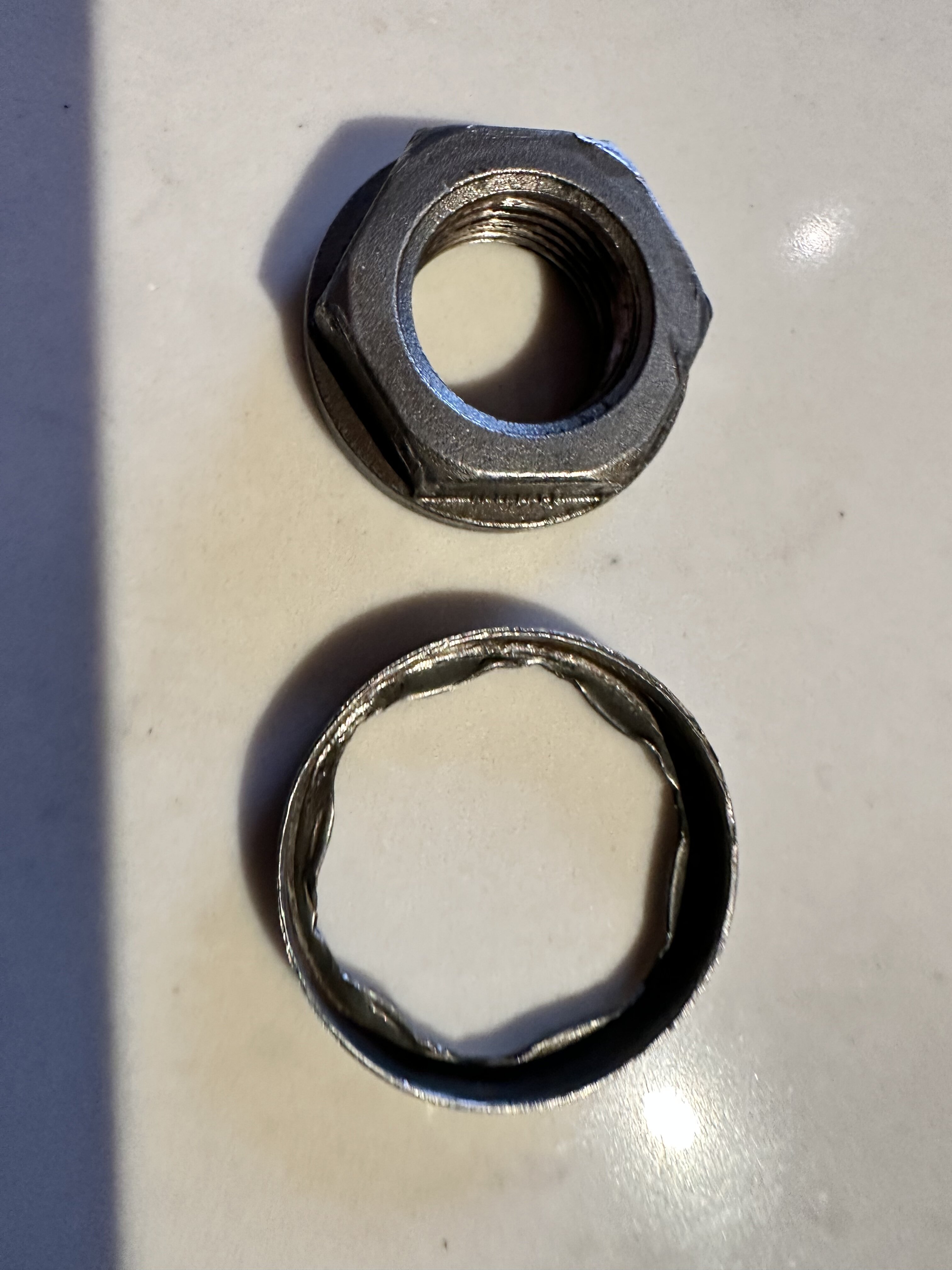 Output shaft lock-ring orientation? - BMW 2002 and other '02 - 2002FAQ
