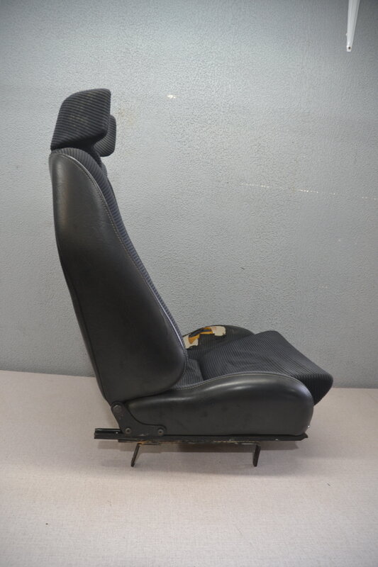 Scheel Mann Sport Seats, Model 200, Pair |﻿ Body and Interior