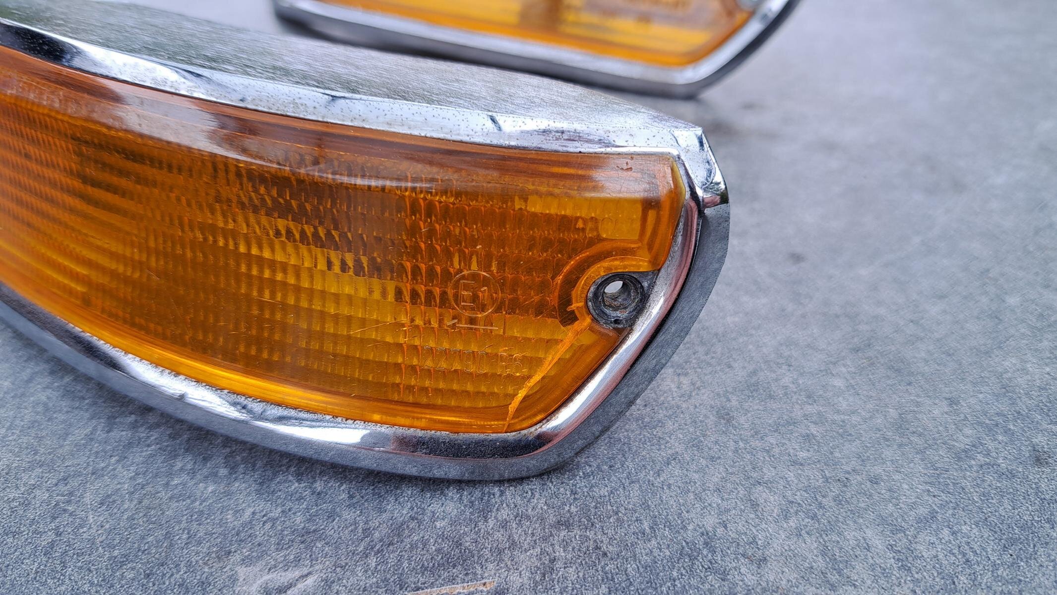 Euro turn signals - Body and Interior - 2002FAQ