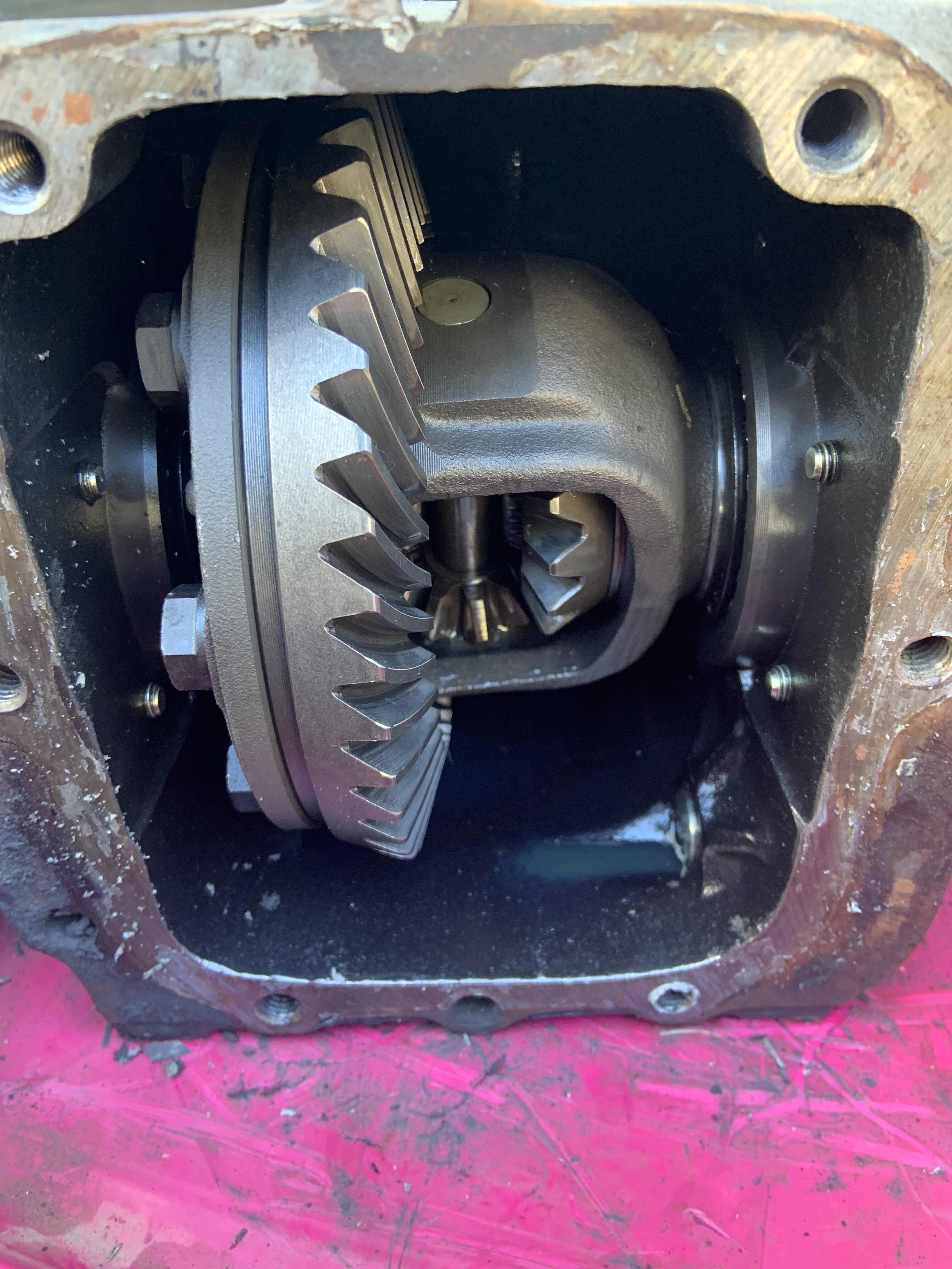 E21 3.91 open diff |﻿ Engine and Drivetrain