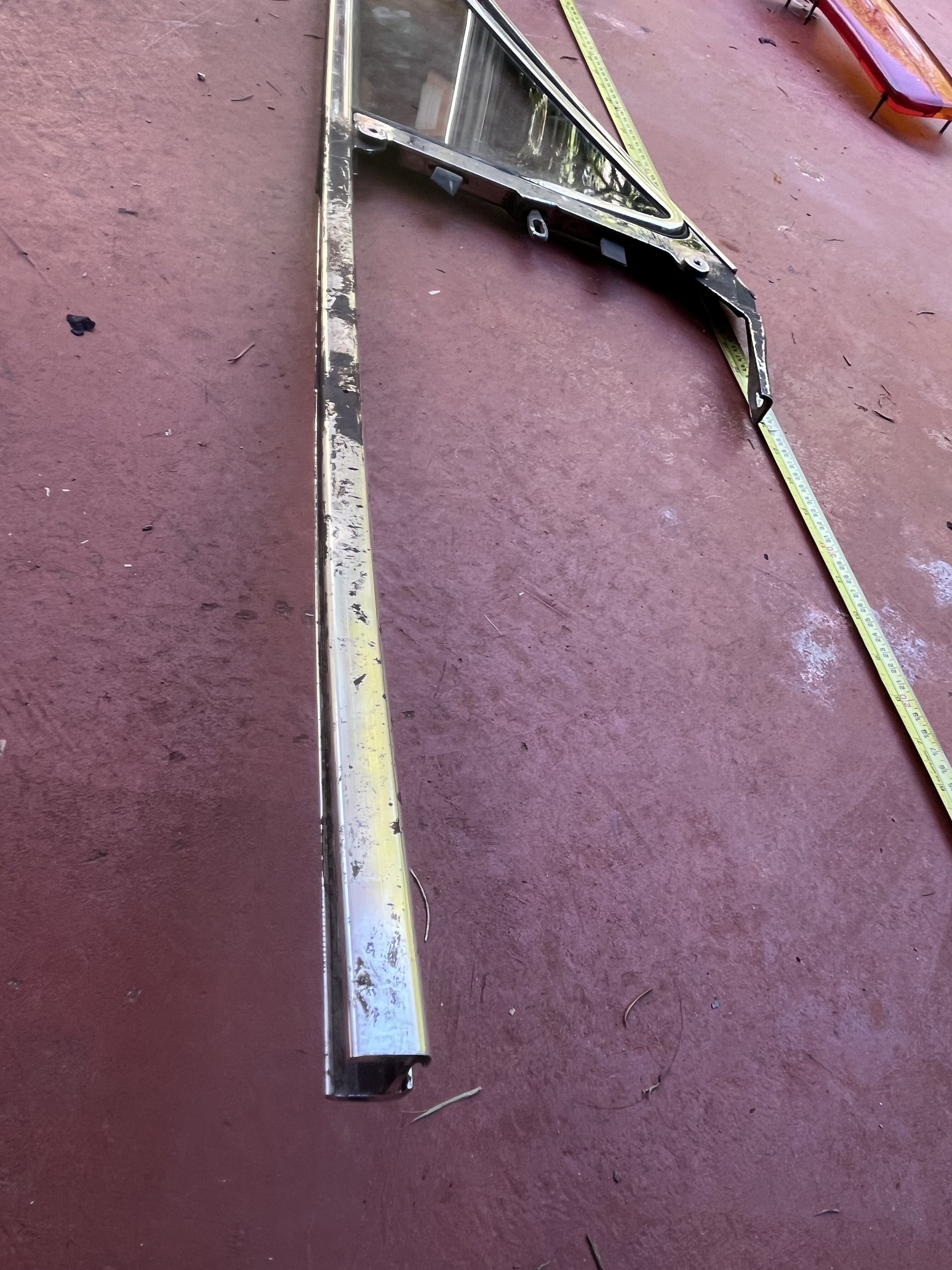 Driver left side used vent window and frame |﻿ Body and Interior