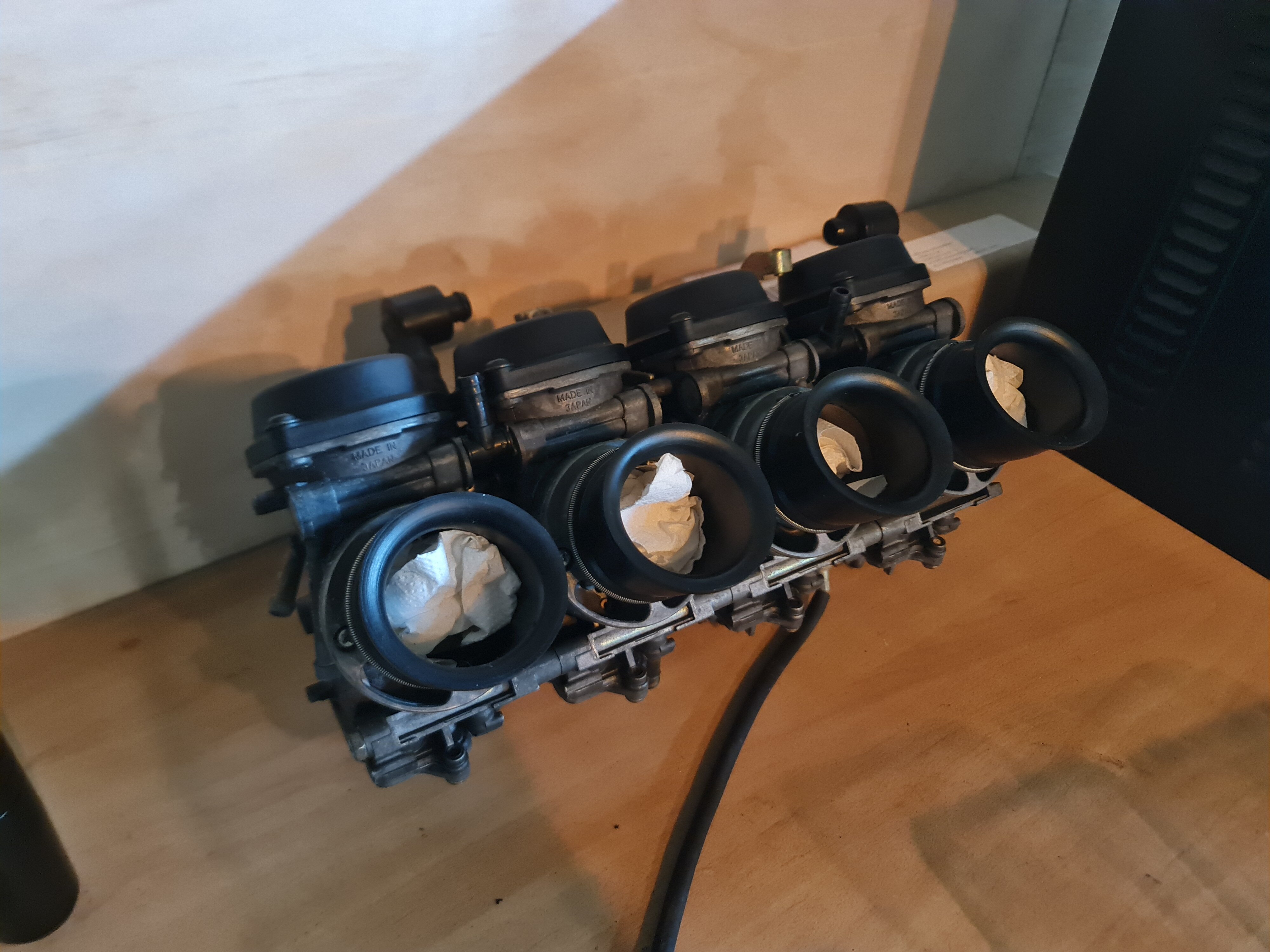 R1 carb intake manifold |﻿ BMW 2002 and other '02