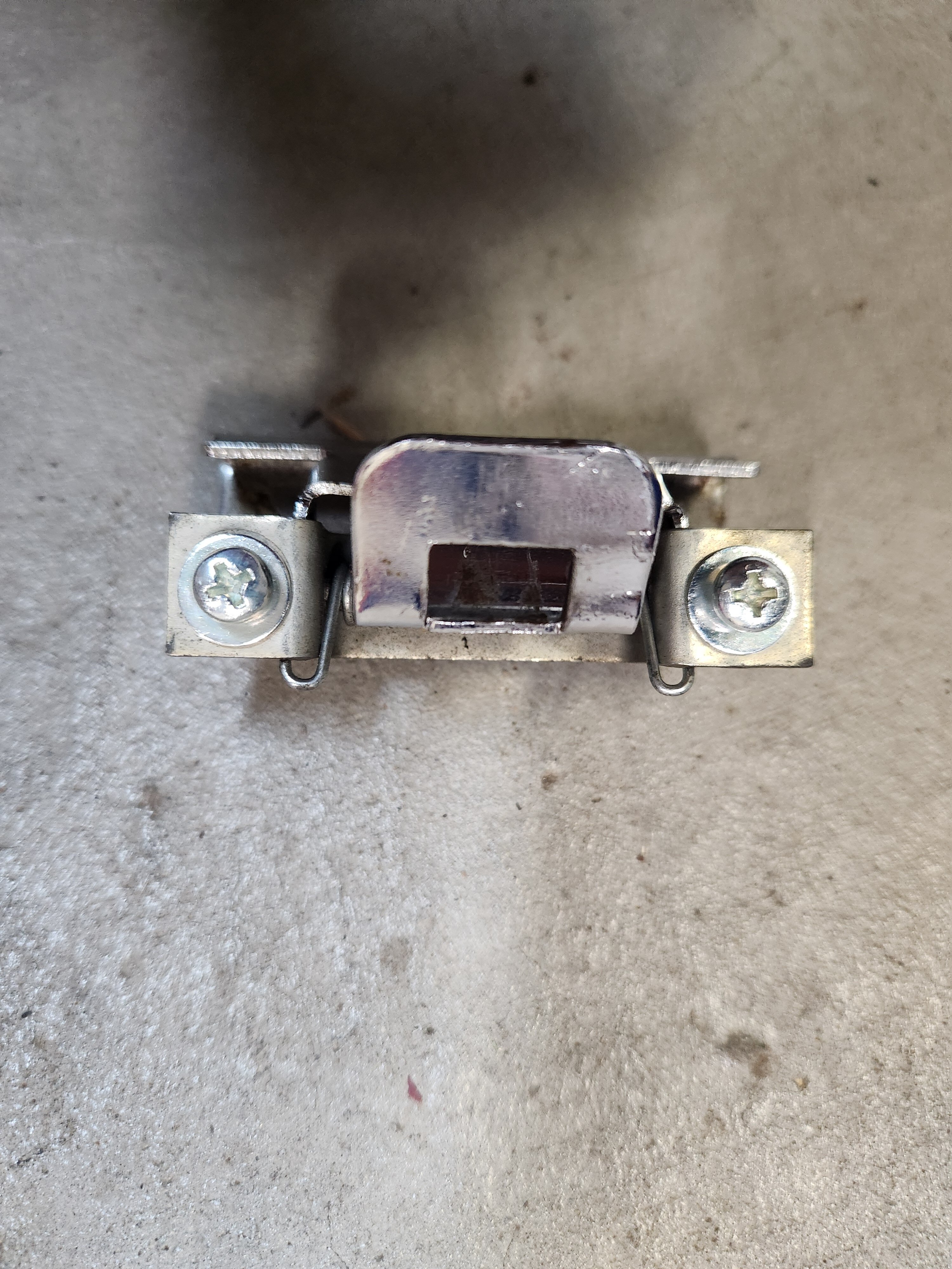 Trunk Latch, Glove box latches, other parts - Body and Interior - 2002FAQ