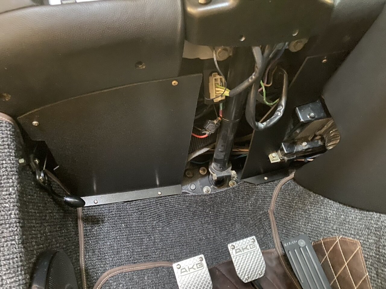 DIY under dash panels - BMW 2002 and other '02 - 2002FAQ