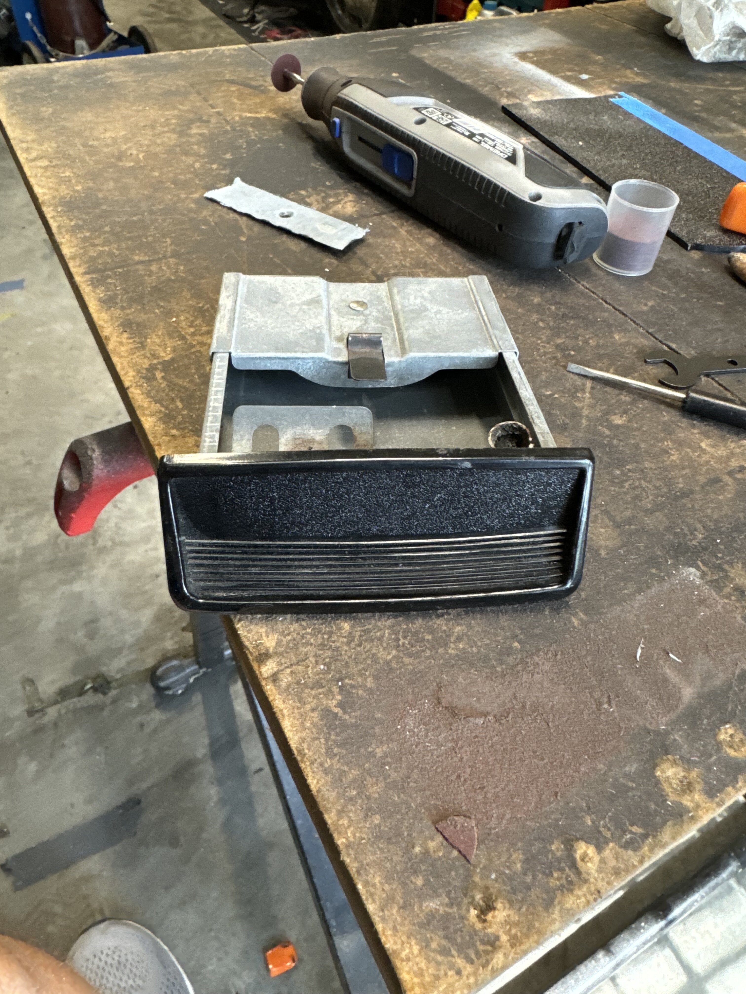 Audi cup holder added - Page 2 |﻿ BMW 2002 and other '02