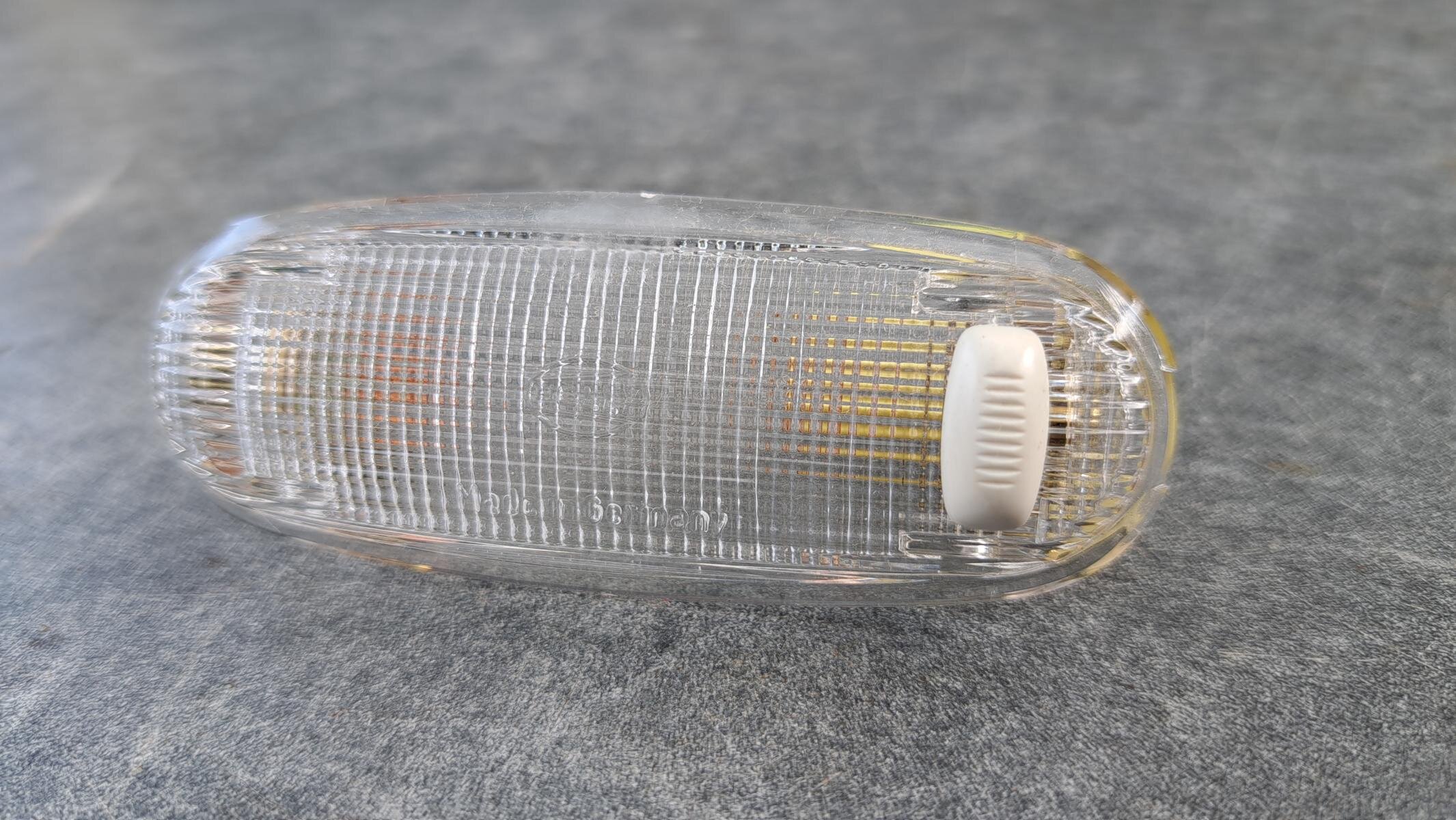 NOS Ceiling light, Hella - Body and Interior - 2002FAQ