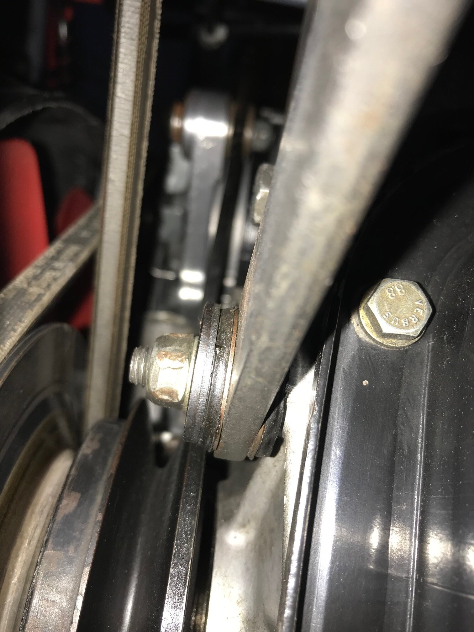 is the lower alternator bracket supposed to pivot - BMW 2002 and other ...