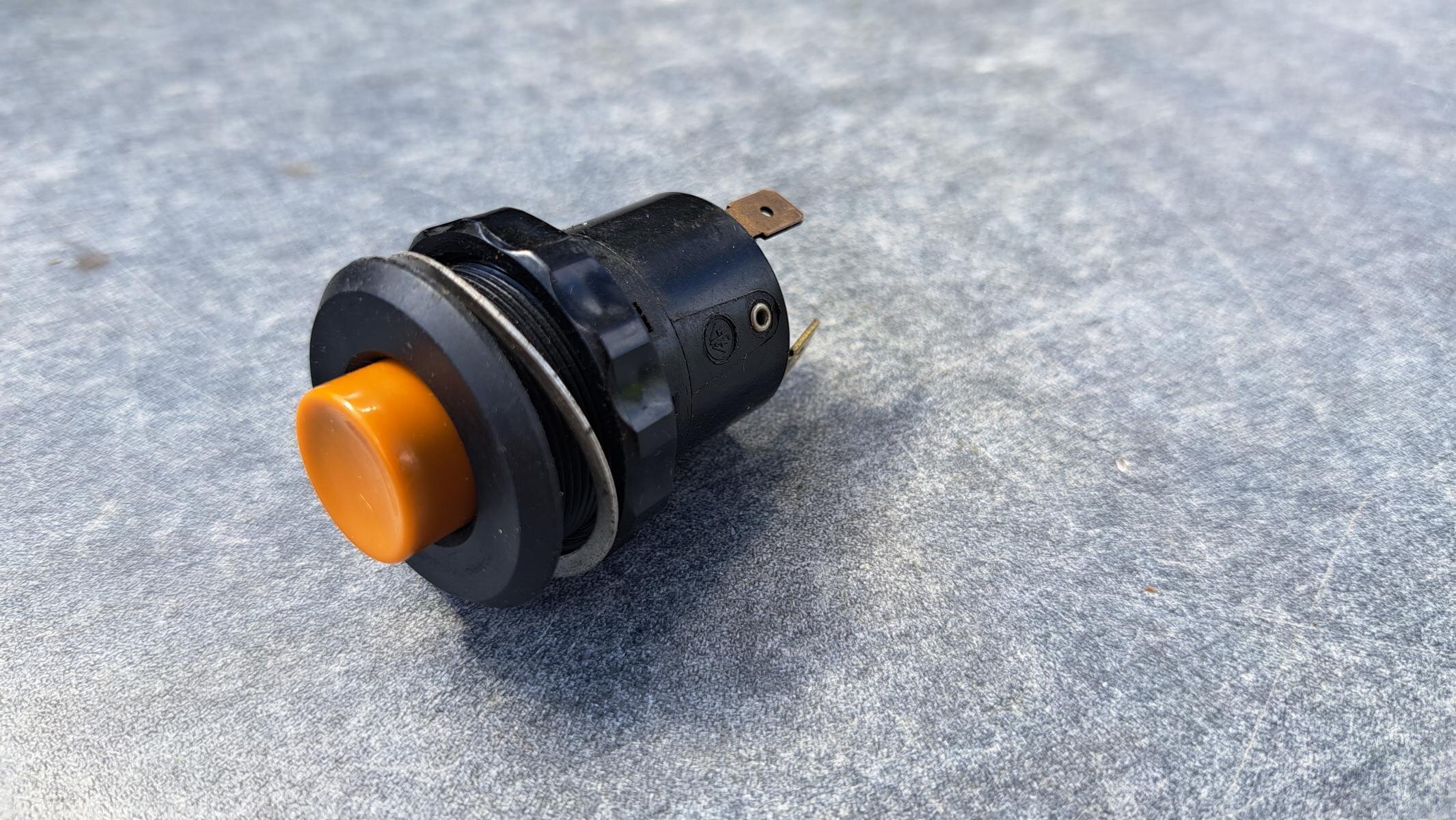 Orange fog light switch |﻿ Body and Interior