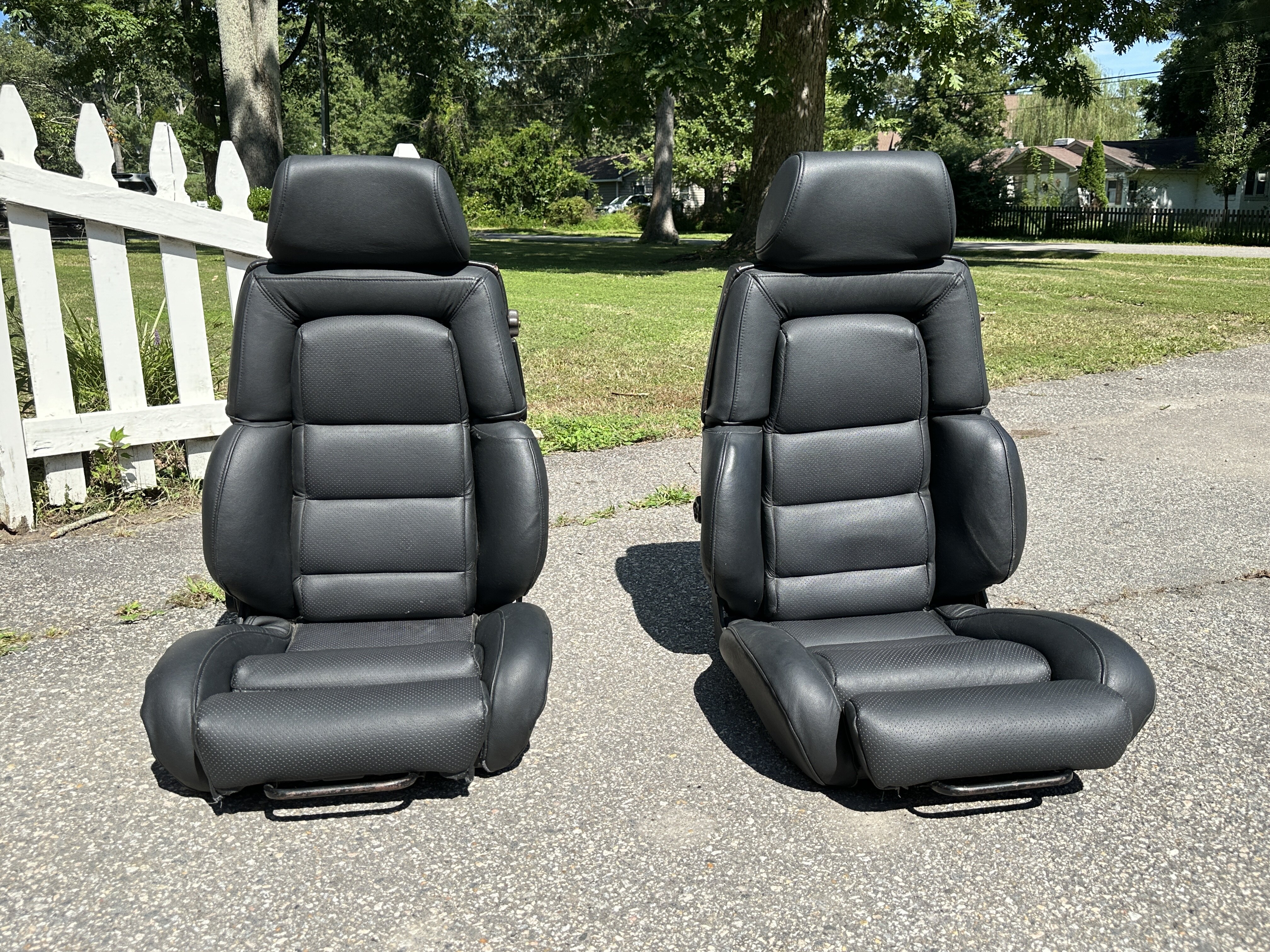 Recaro Classic Seat Pair - Body and Interior - 2002FAQ