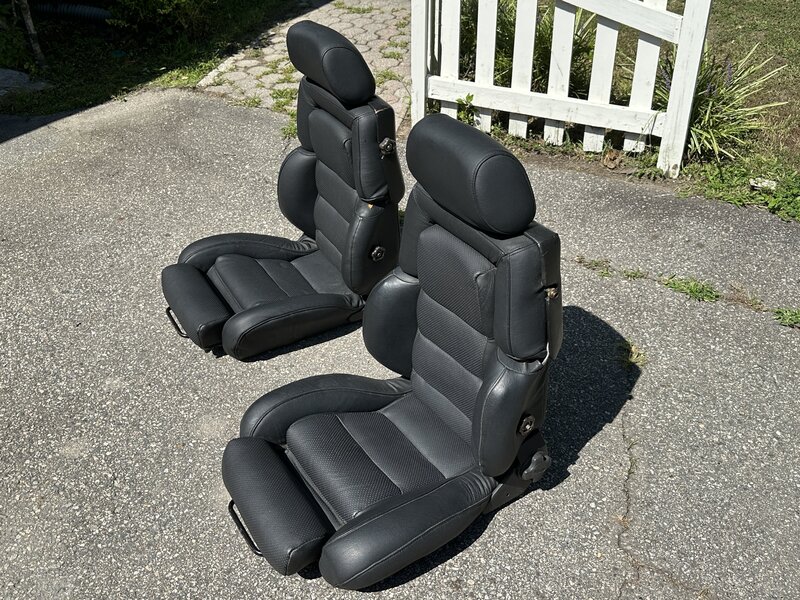 Recaro Classic C Seats (not powered) |﻿ Body and Interior