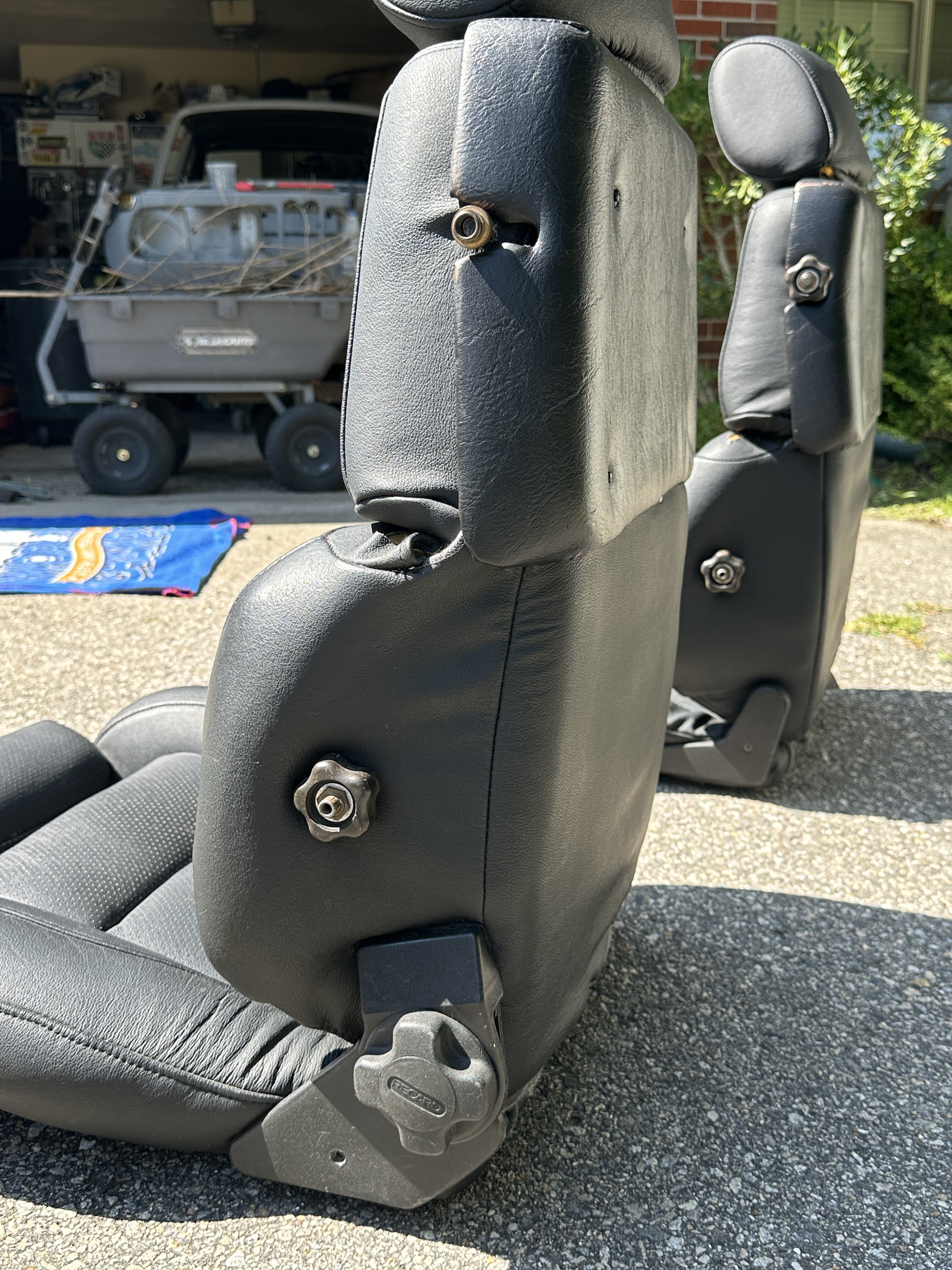 Recaro Classic C Seats (not powered) |﻿ Body and Interior