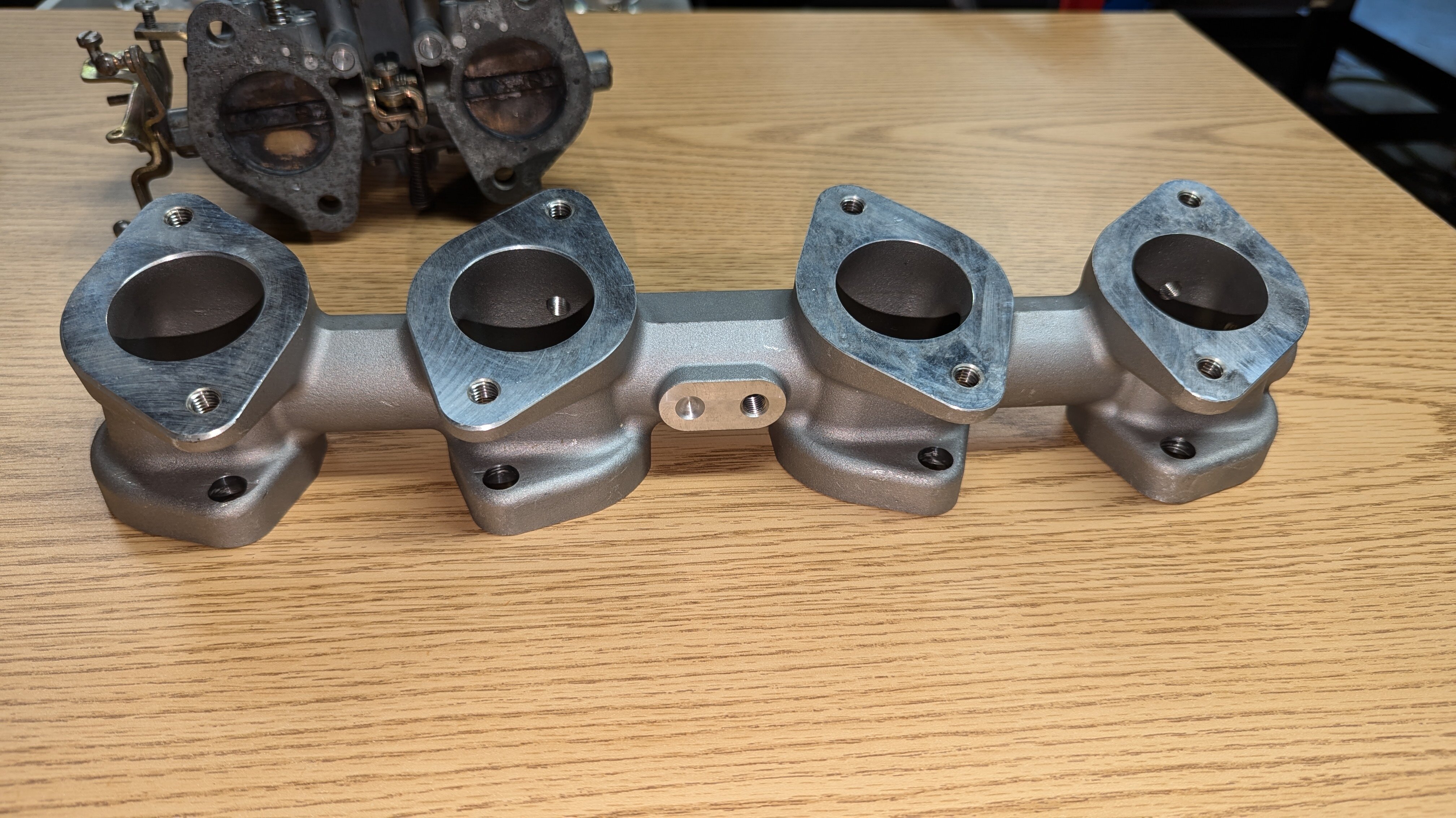 Solex Twin 40 DDH Side Draft Carburetors and Intake Manifold |﻿ Engine and Drivetrain