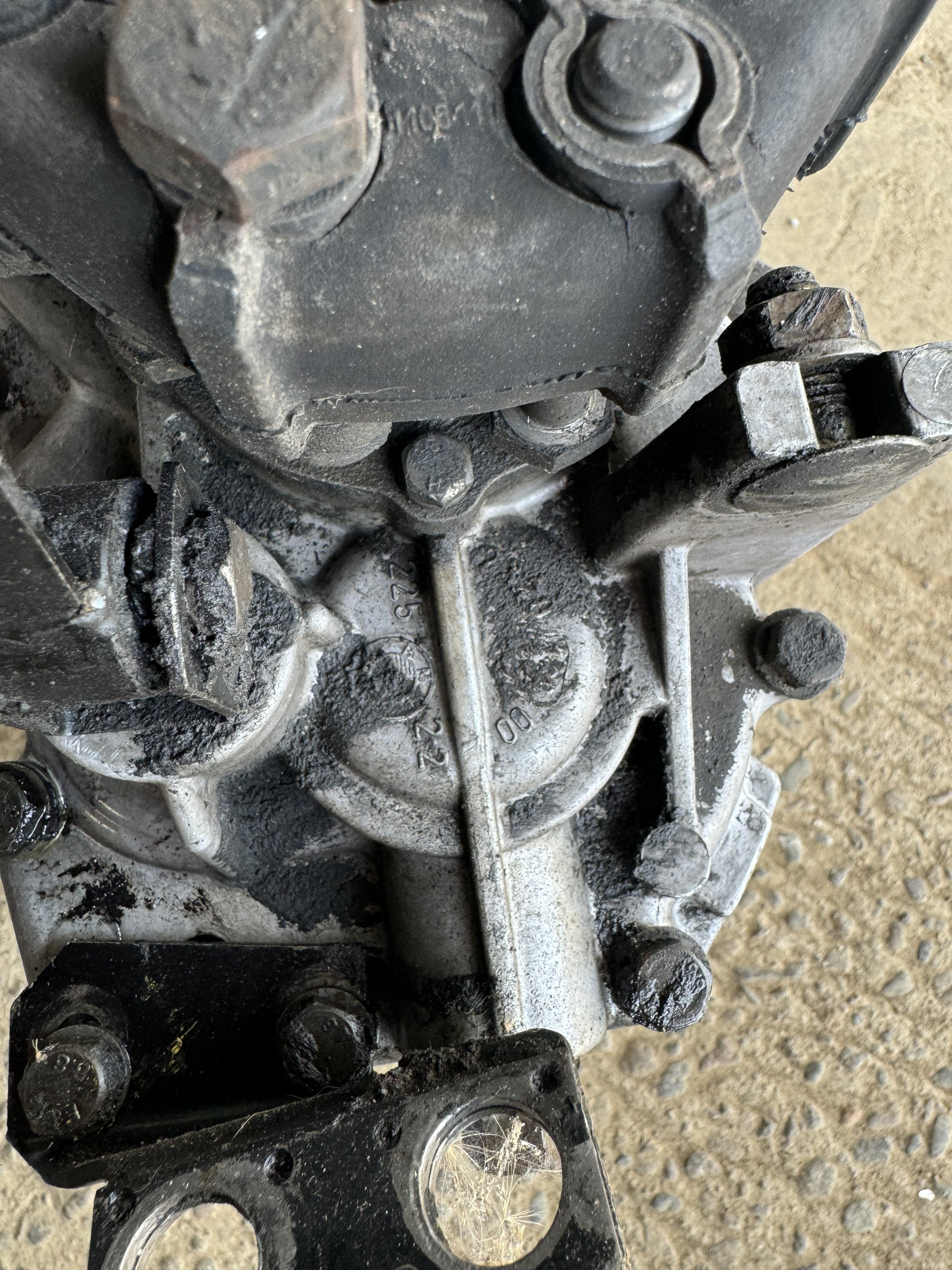 Early (1969) Getrag 232 4 speed with flywheel - Engine and Drivetrain ...