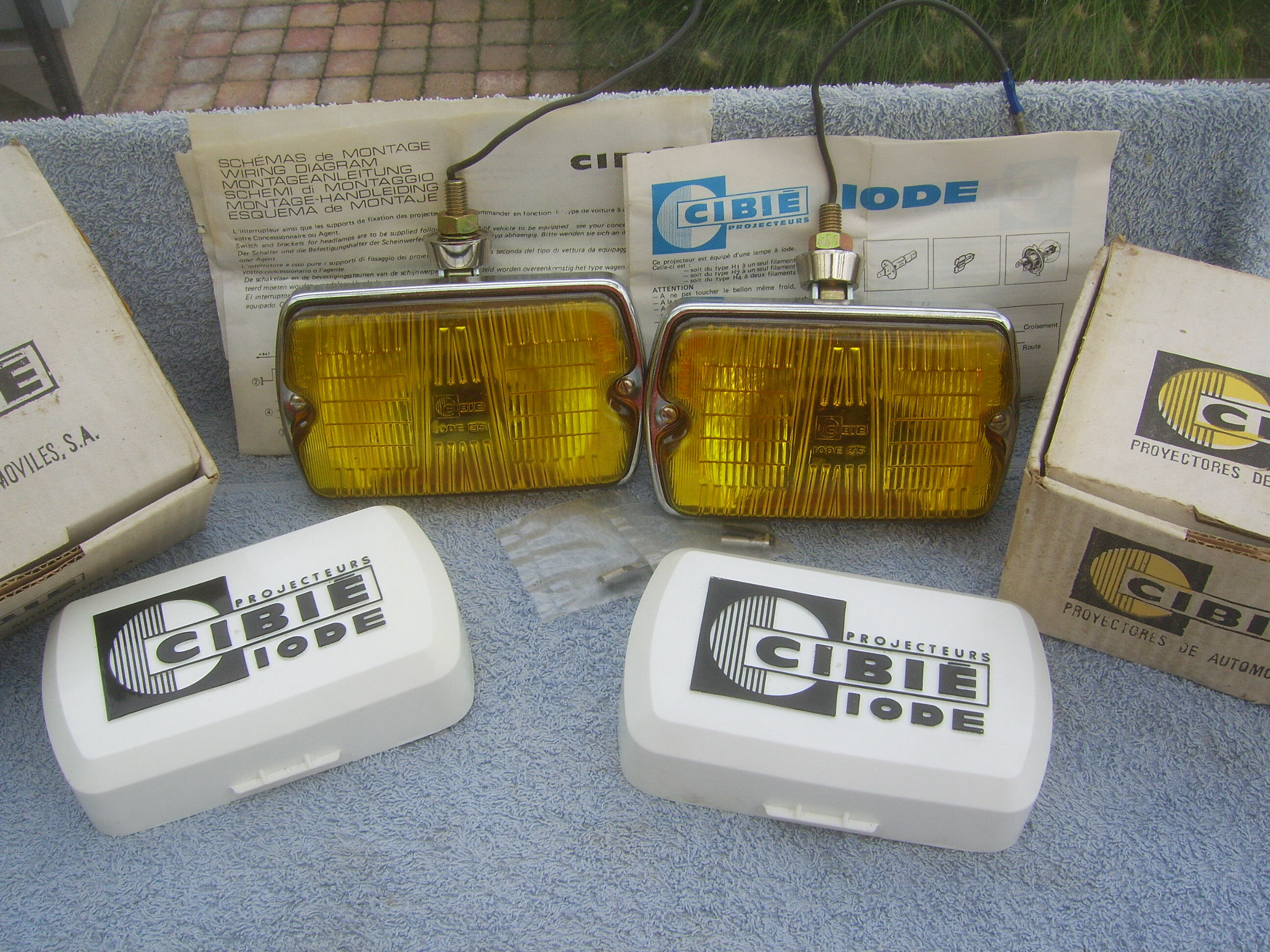 FS: NOS Cibie 35 Yellow Fog Lights + NOS Covers |﻿ Miscellaneous