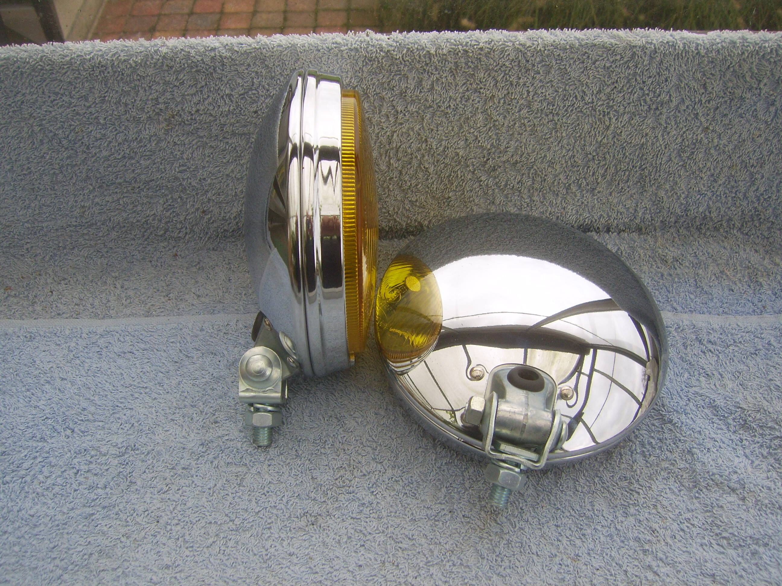 FS: Hella 142 Yellow Driving Lights - Miscellaneous - 2002FAQ
