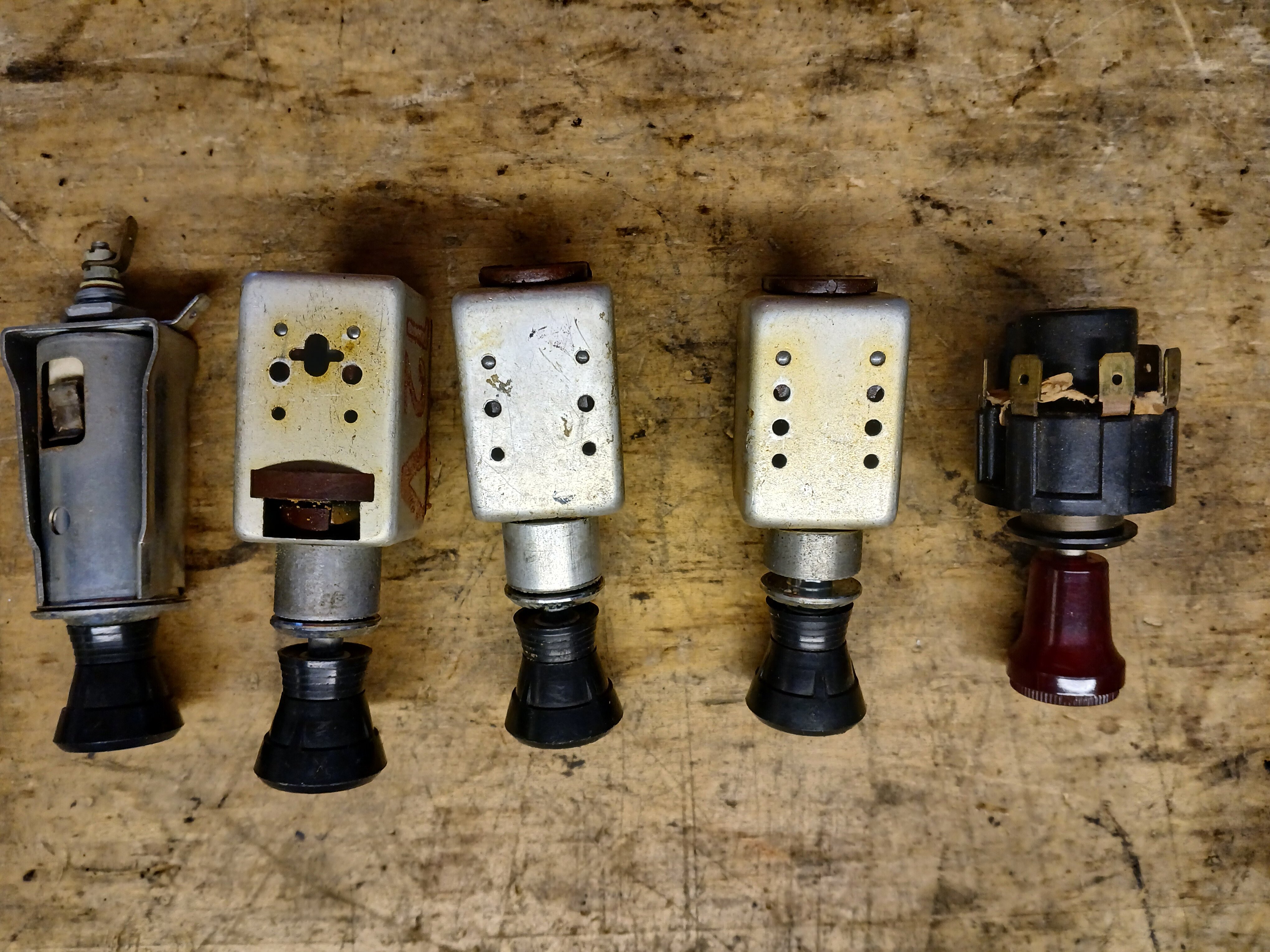 Early 12 volt switch collection - Body and Interior - 2002FAQ