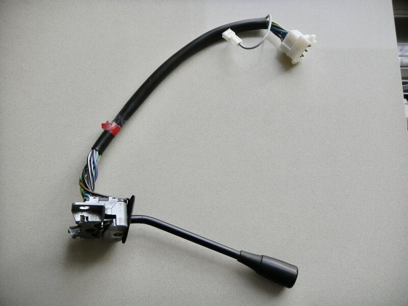 SOLD Used Turn Signal/Wiper Stalk 61 31 1 352 636 NLA |﻿ Electrical and ...