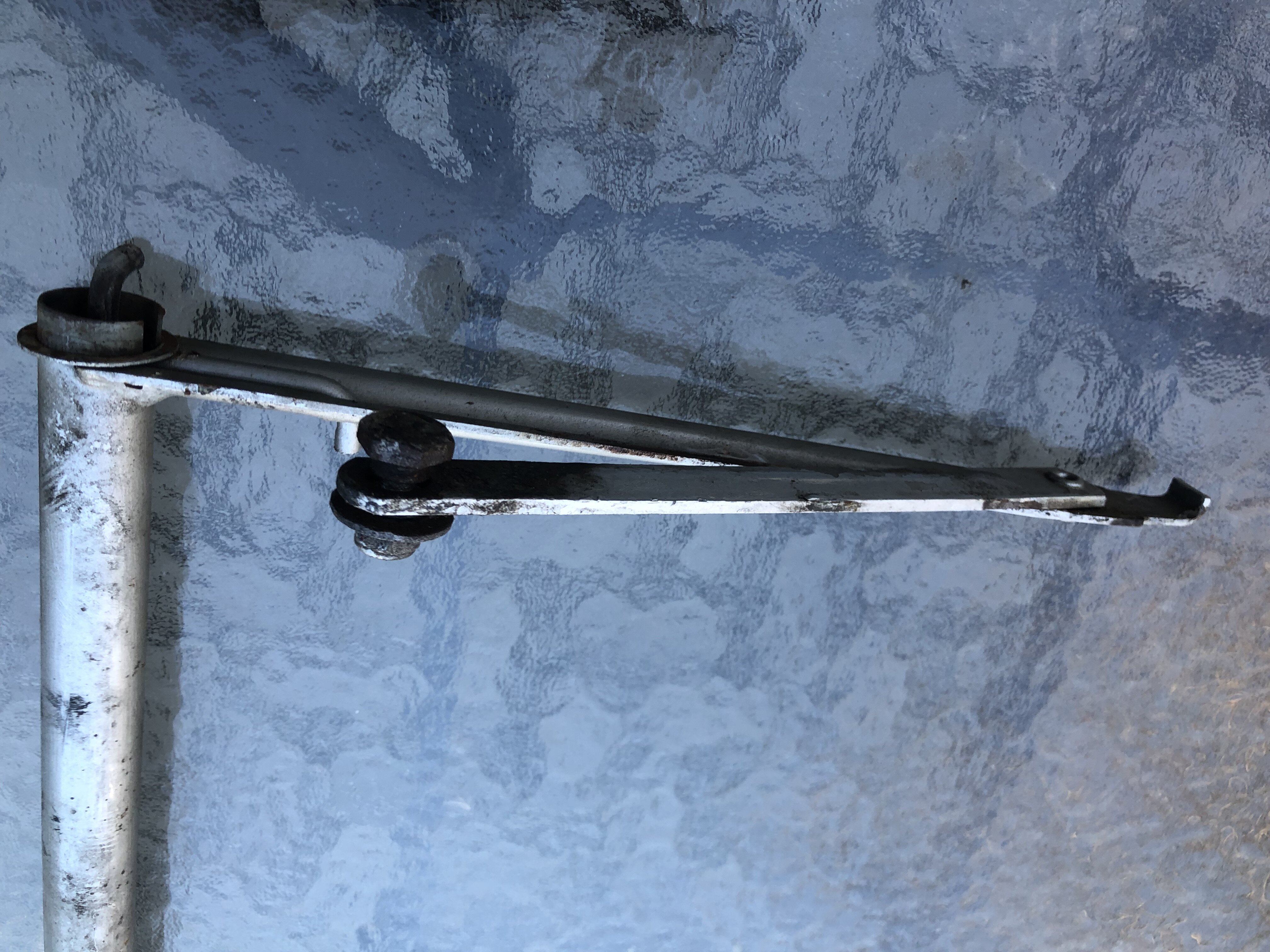 Hood connection pipe - Body and Interior - 2002FAQ