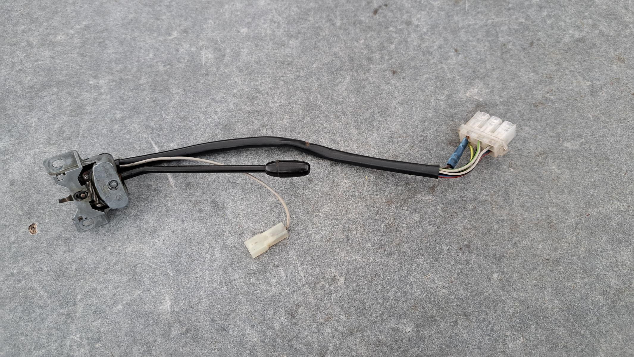 Neue Klasse switches, hi/lo beam + indicator - Body and Interior - 2002FAQ