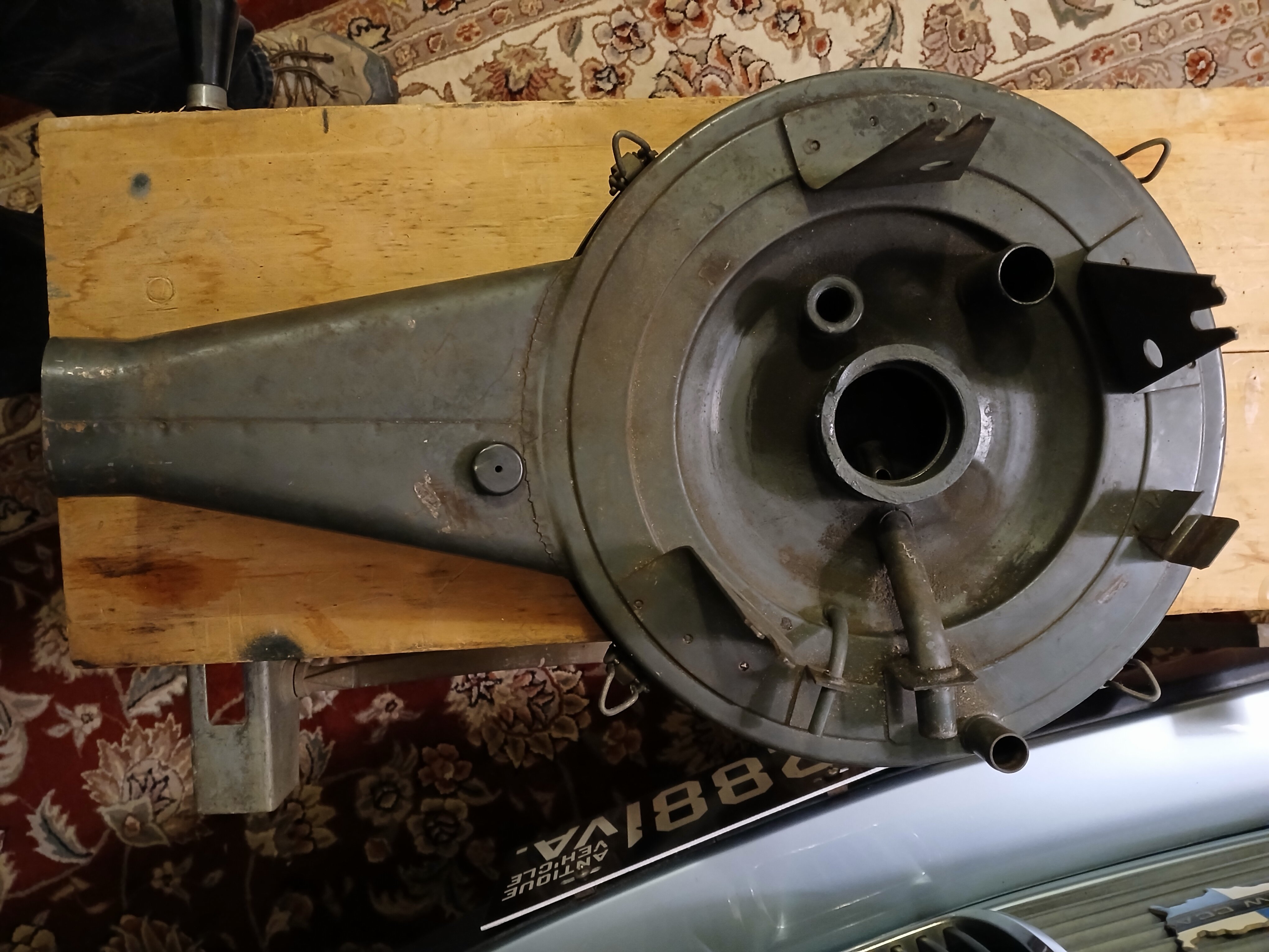 Air cleaner assembly - Body and Interior - 2002FAQ