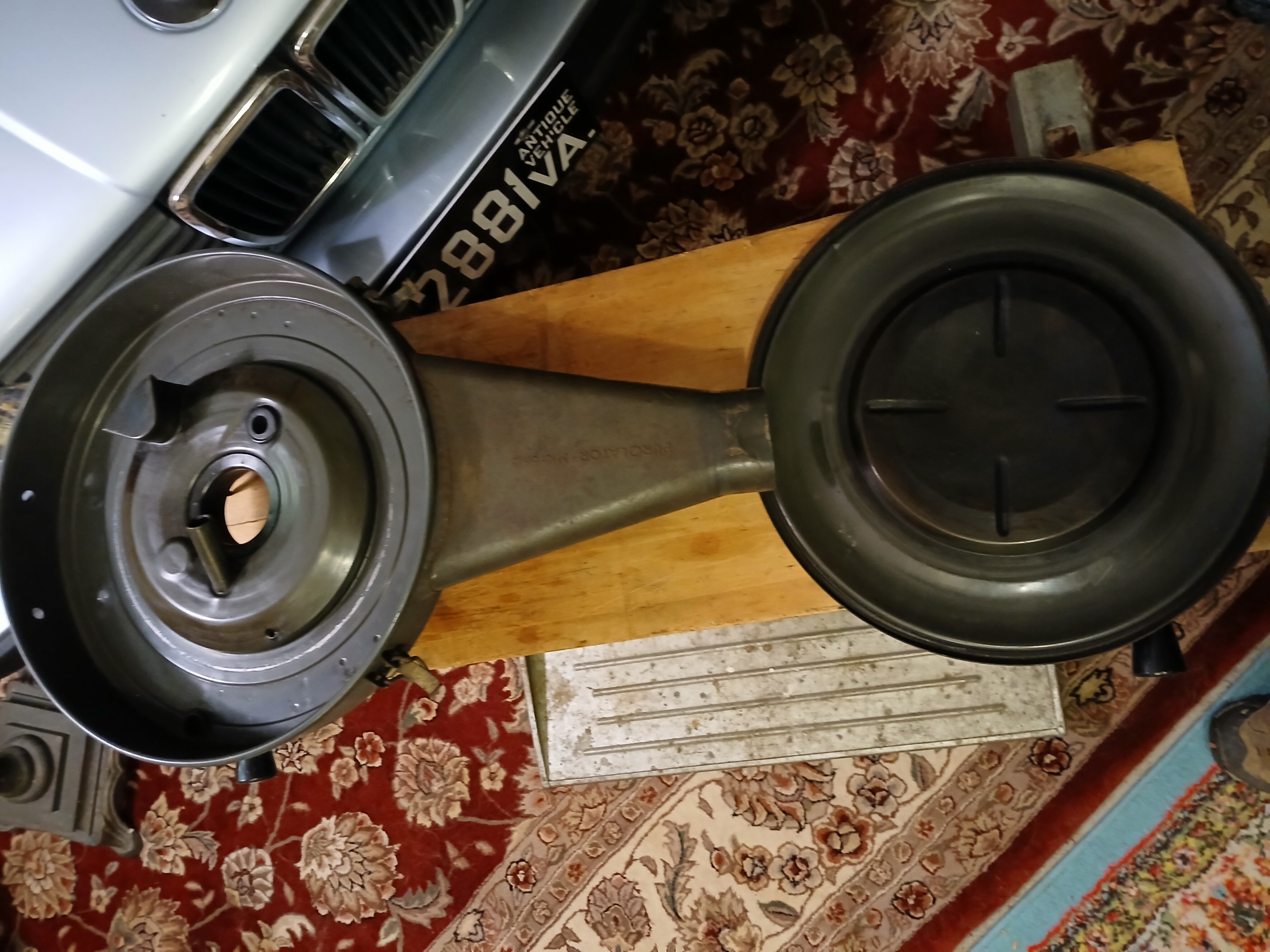Air cleaner assembly - Body and Interior - 2002FAQ