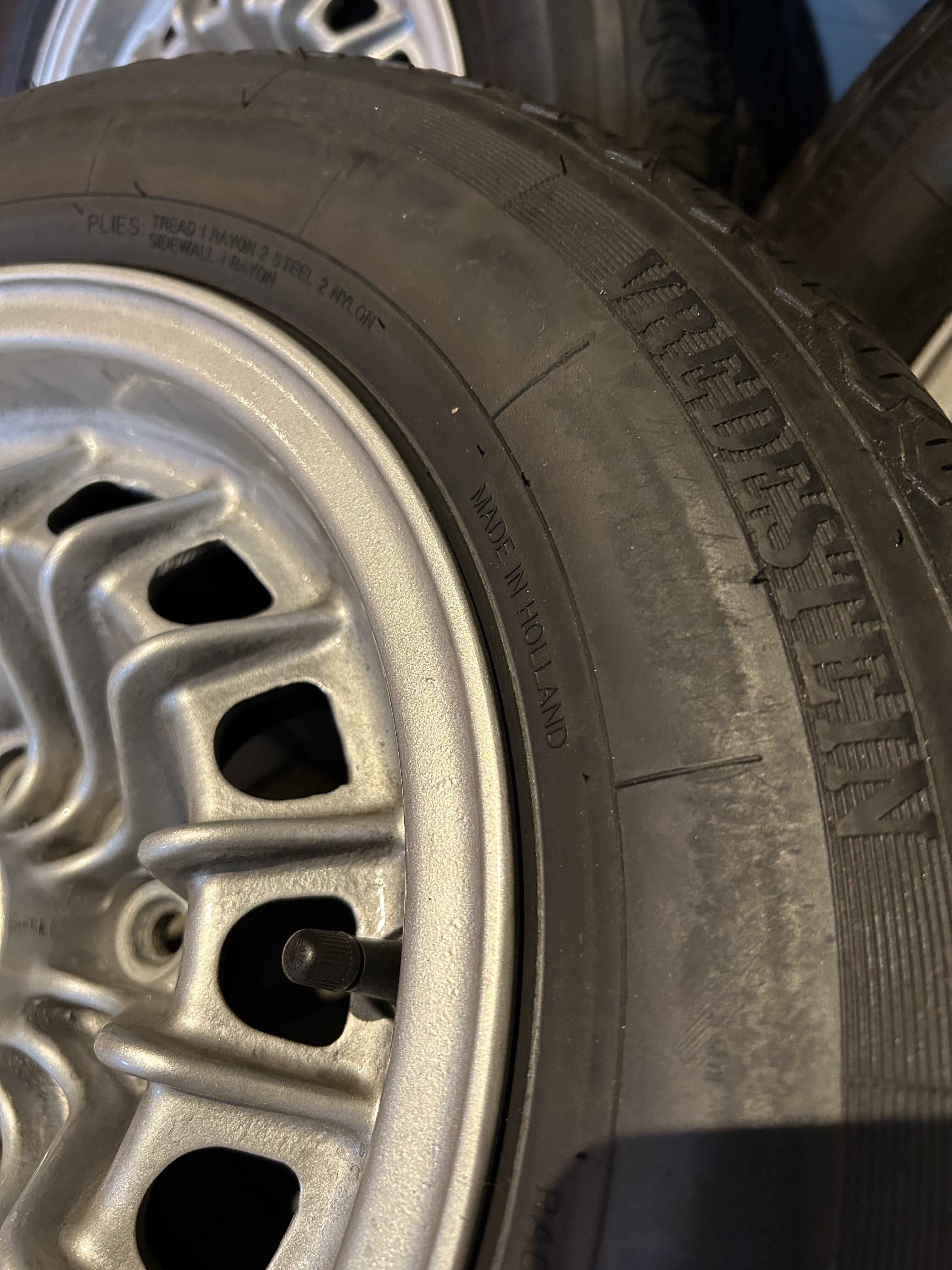 Campagnolo 7x13 4x100 + Vredestein Classic Tyres - Wheels - 2002FAQ