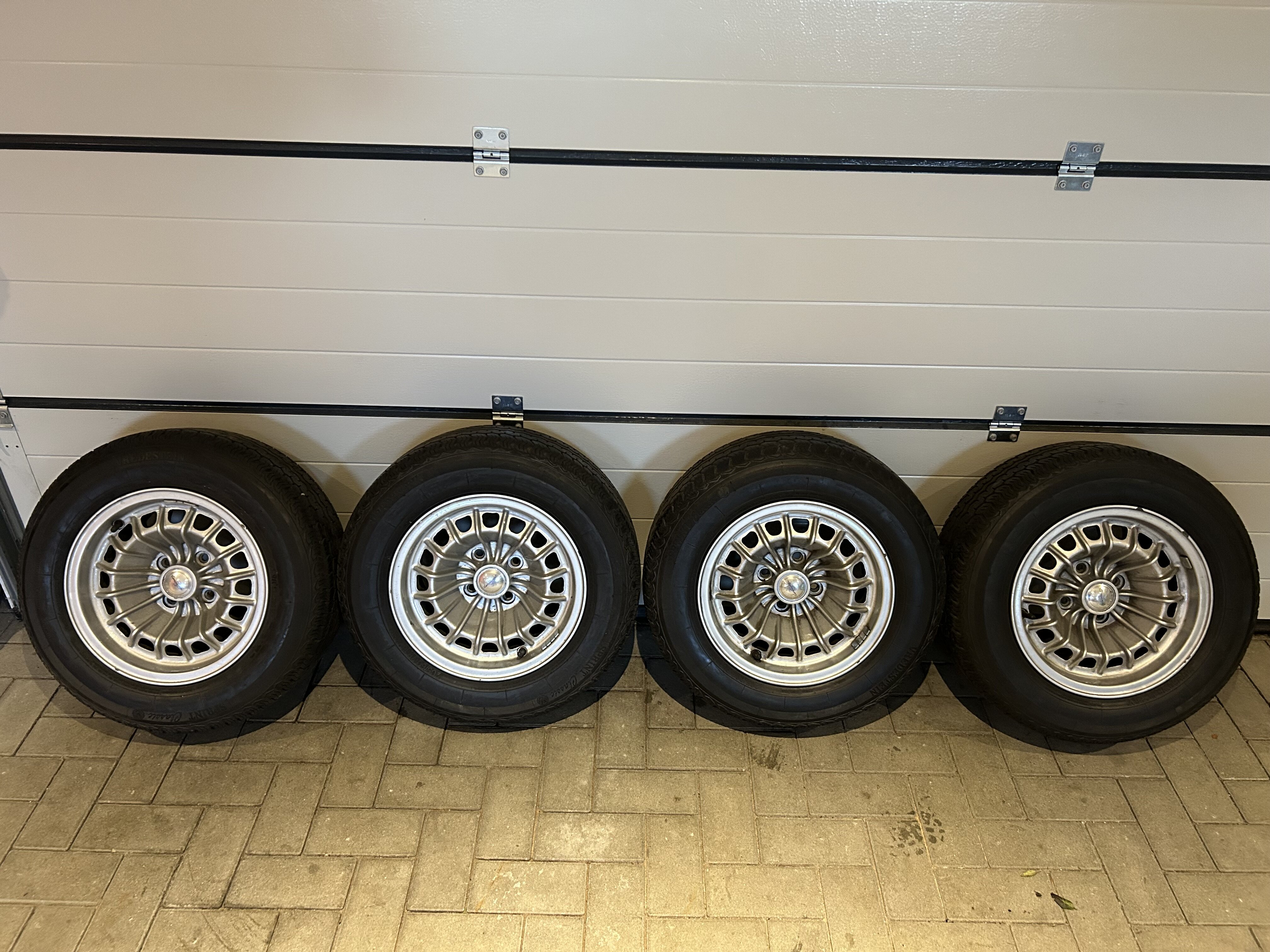 Campagnolo 7x13 4x100 + Vredestein Classic Tyres - Wheels - 2002FAQ